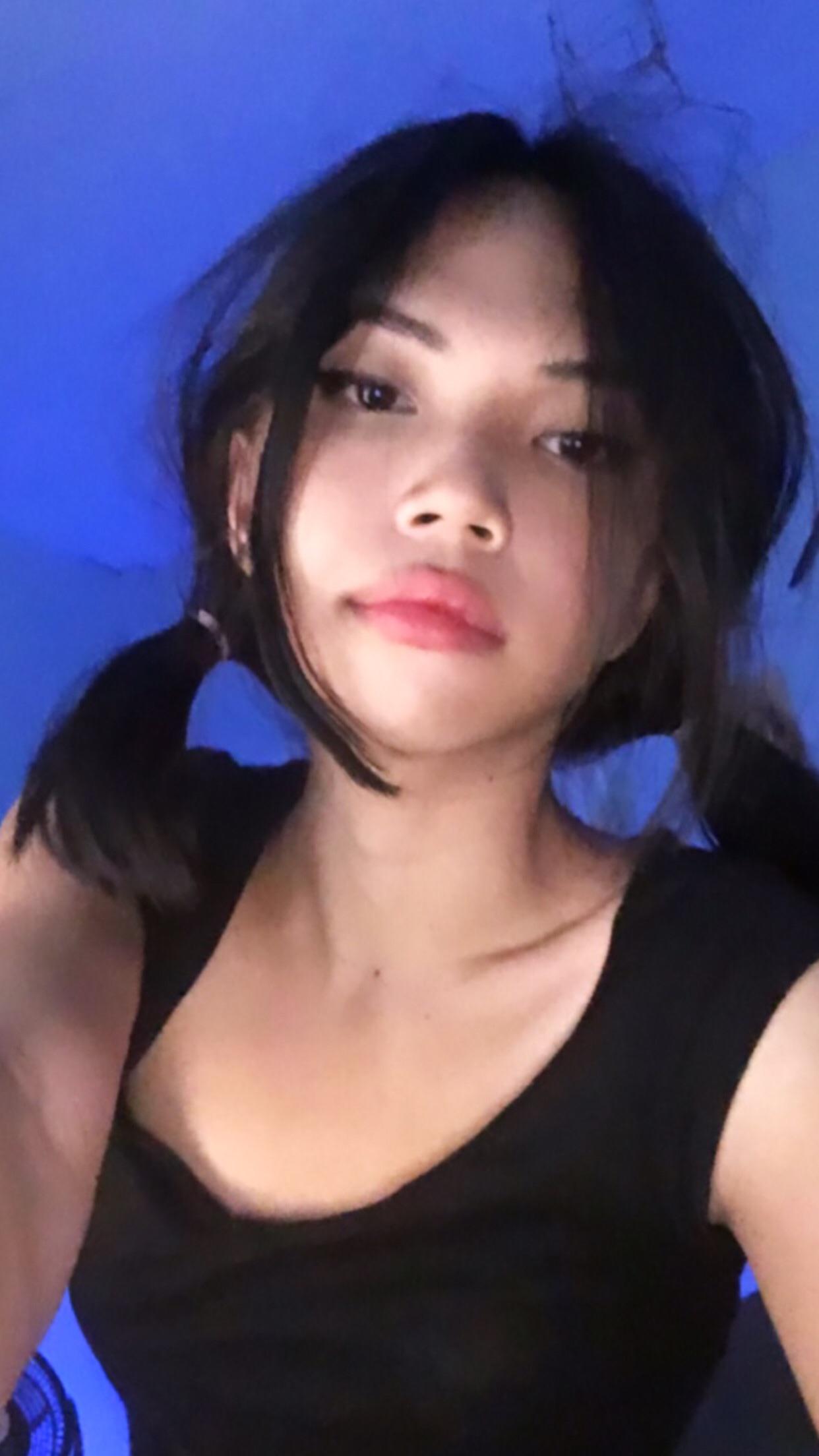 fem enough to be ur femboy gf? :> | Scrolller