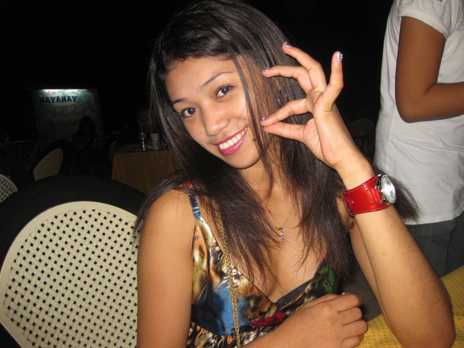 Filipina Bargirl On Vacation In Boracay Scrolller