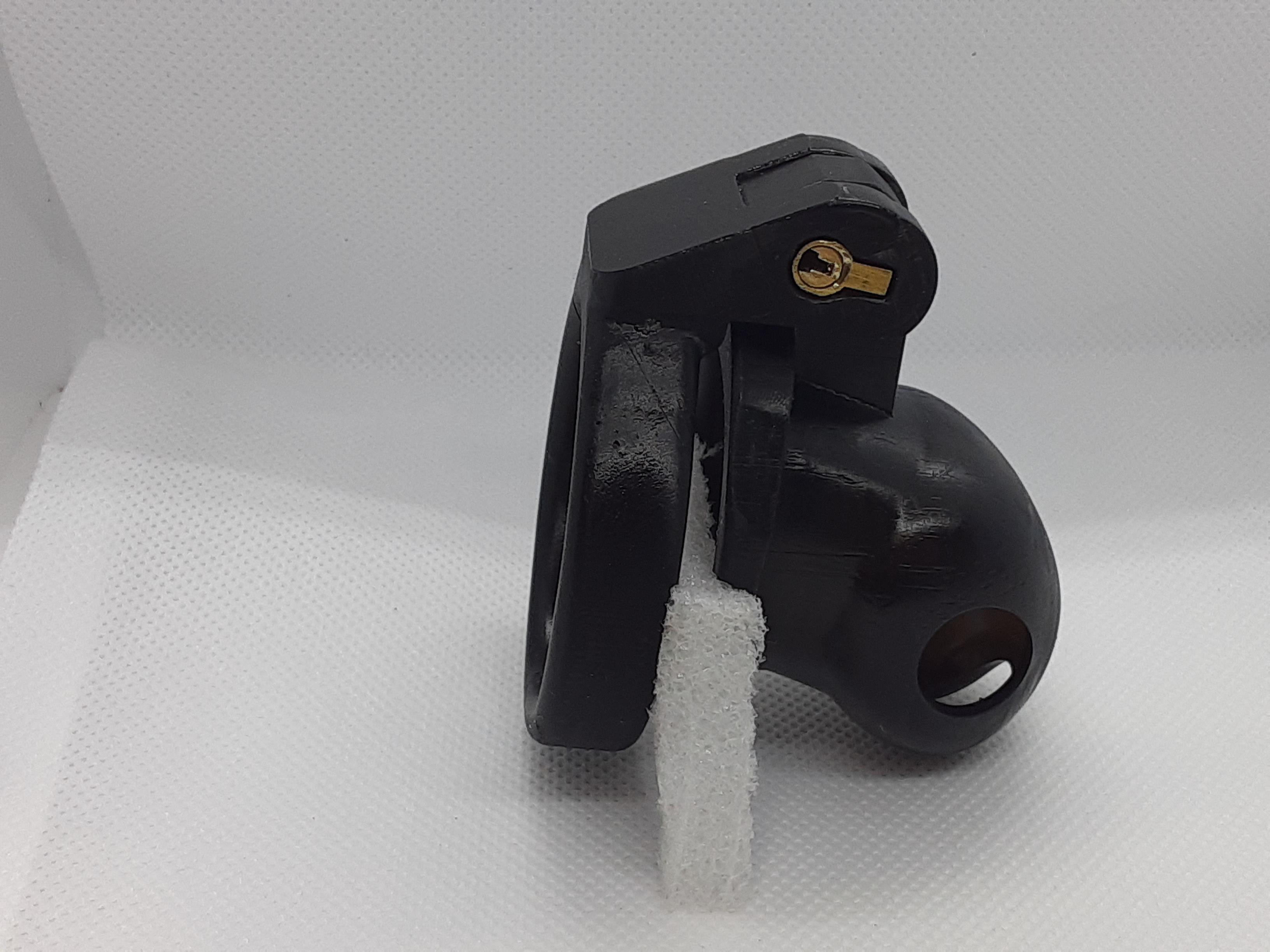 Finally .... a decent black resin! | Scrolller