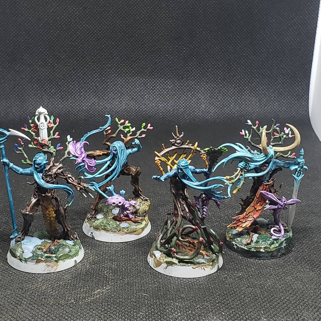 Finally finished up Ythari and her Guardians | Scrolller