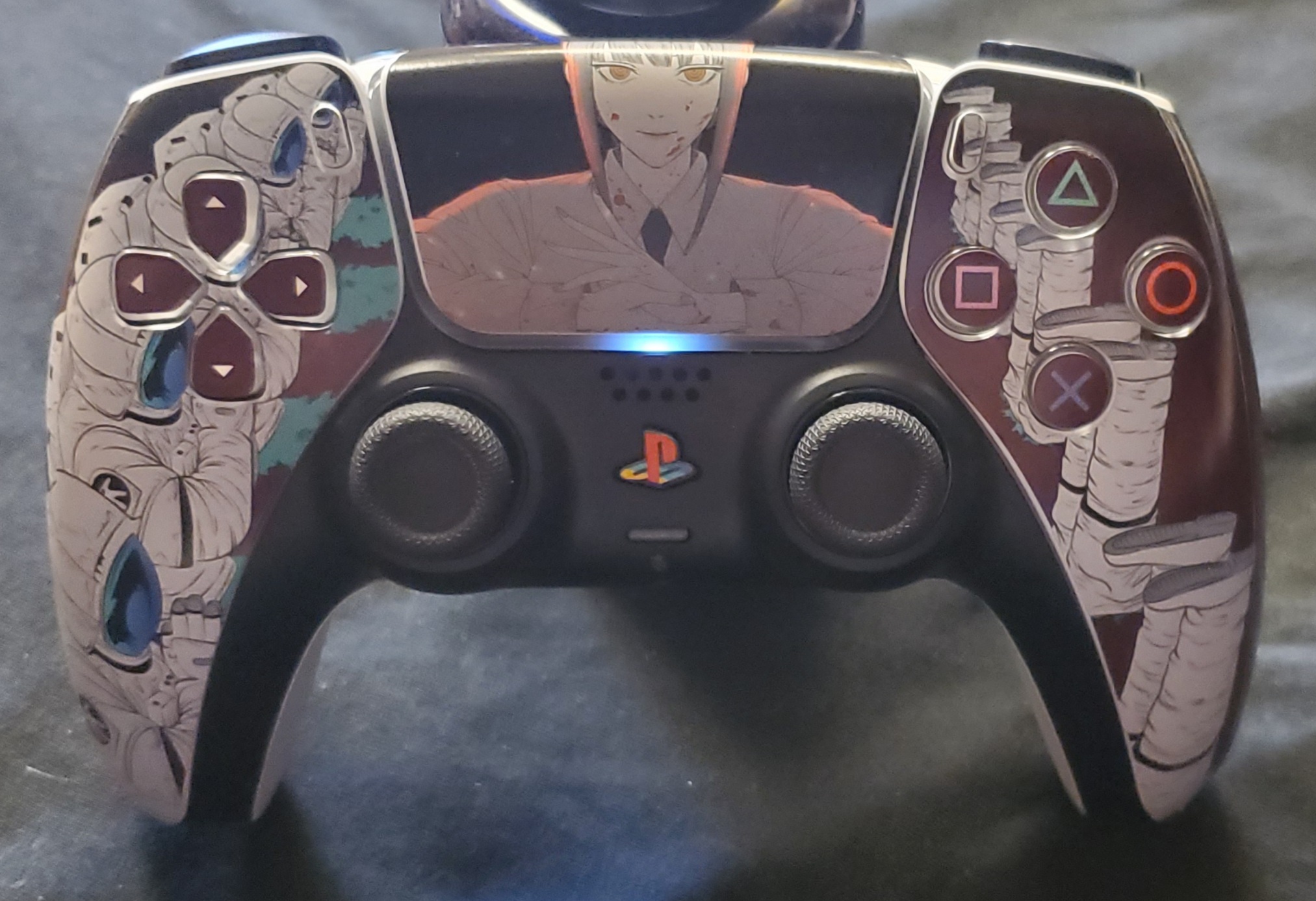 Finally got some Chainsaw Man decals on my ps5 controller | Scrolller