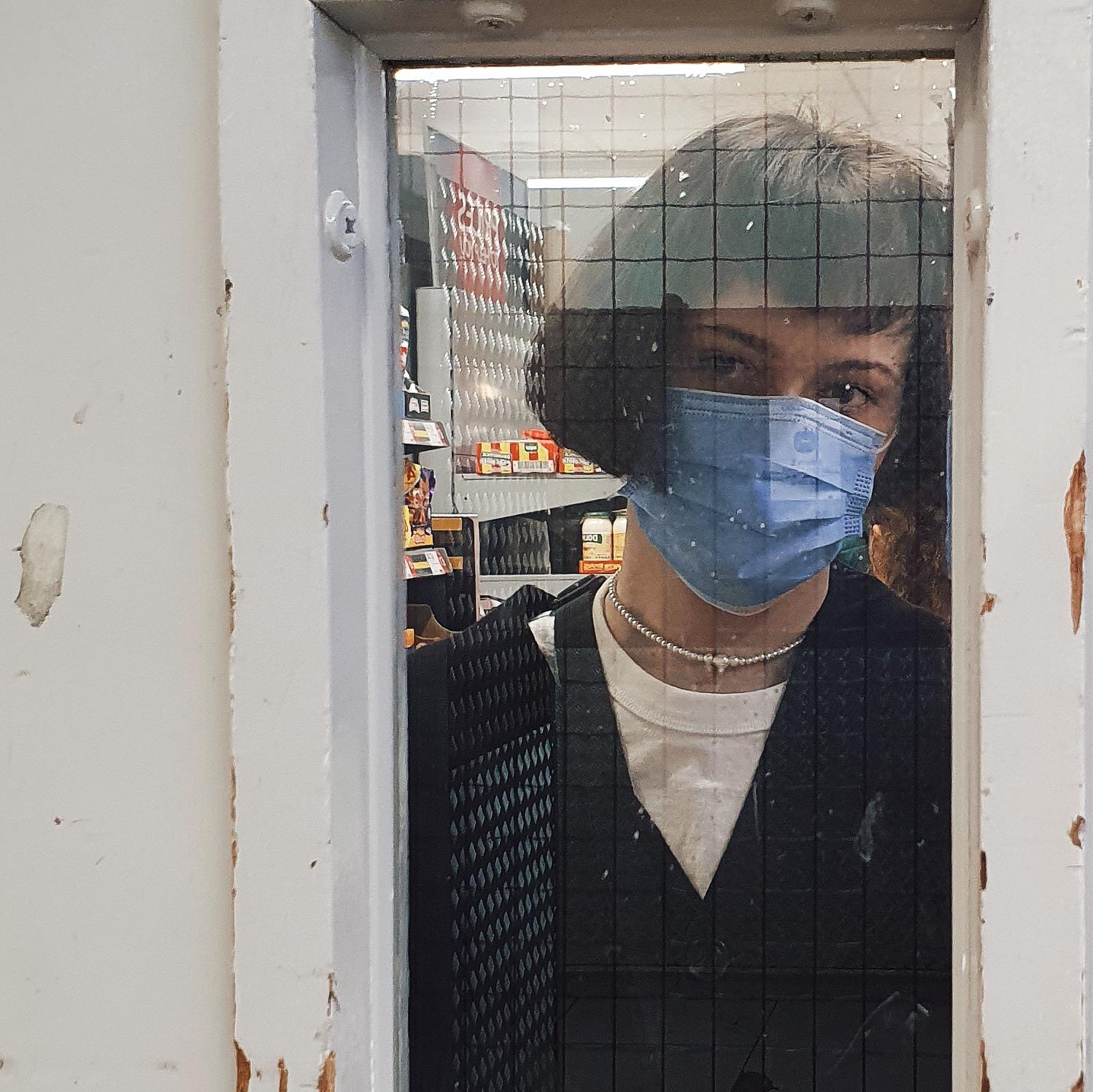 my biggest tip is wear a facemask and get a french bob xx | Scrolller