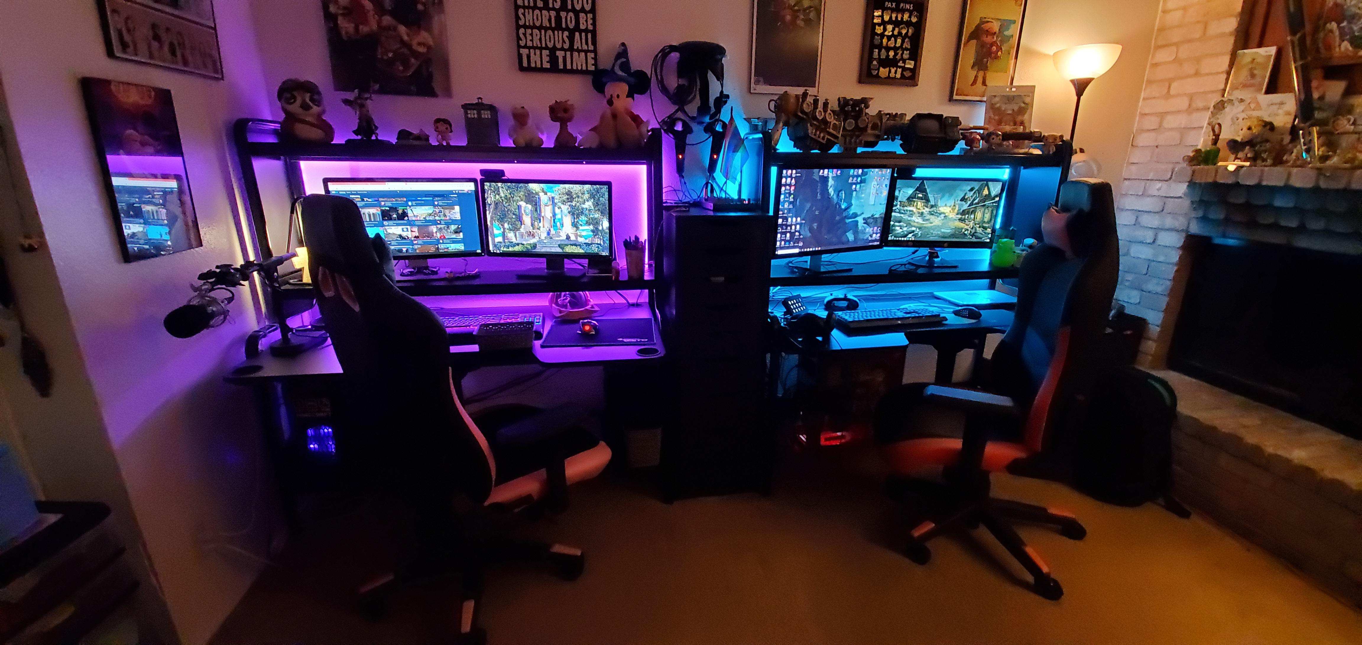 Finally upgraded our setup with new Desks! | Scrolller