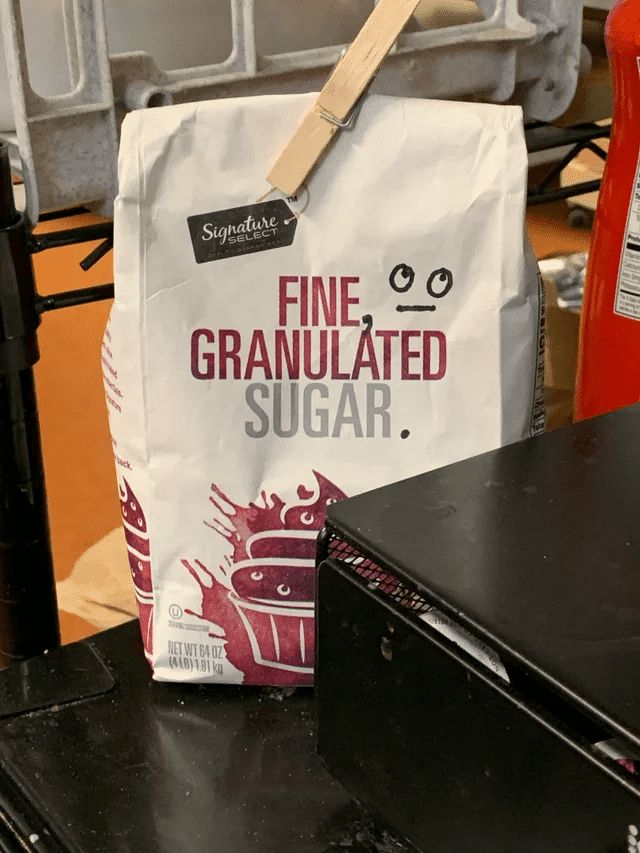 Fine, granulated sugar. | Scrolller