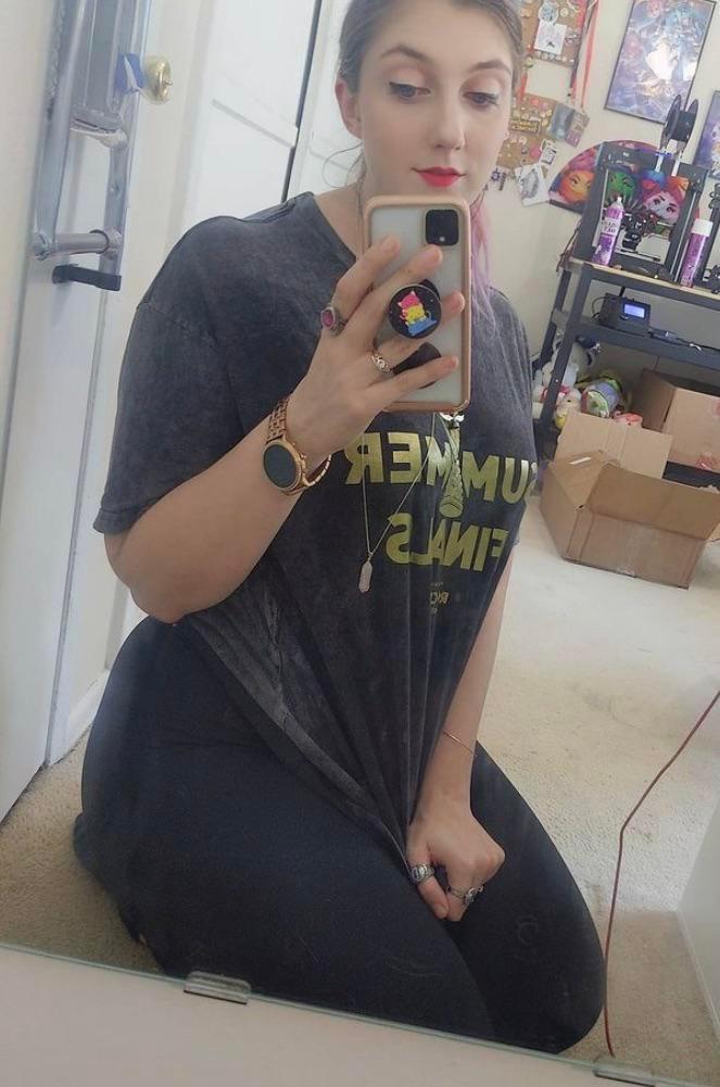 Fine, like red wine 🥰 | Scrolller