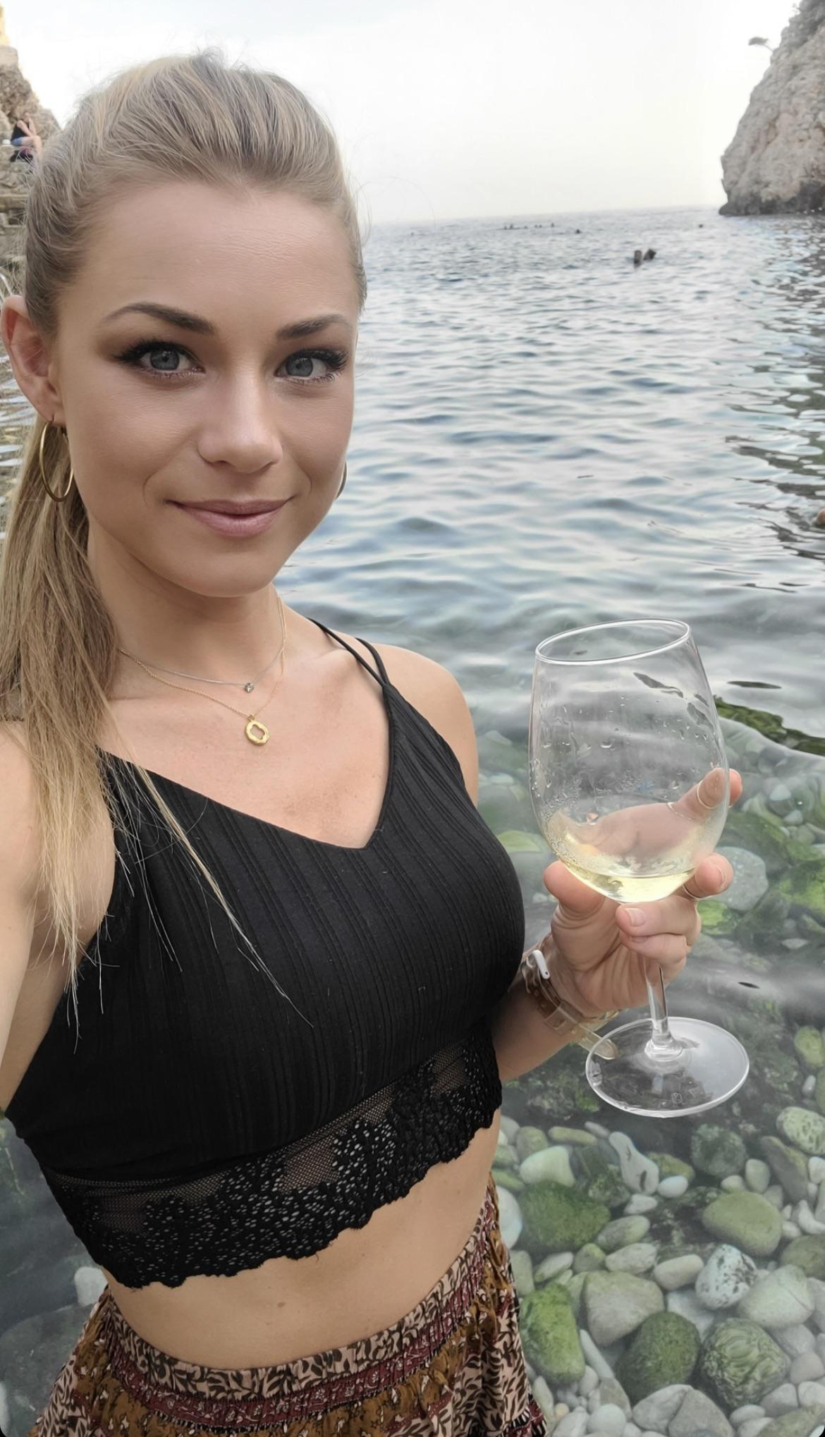 Fine like wine | Scrolller