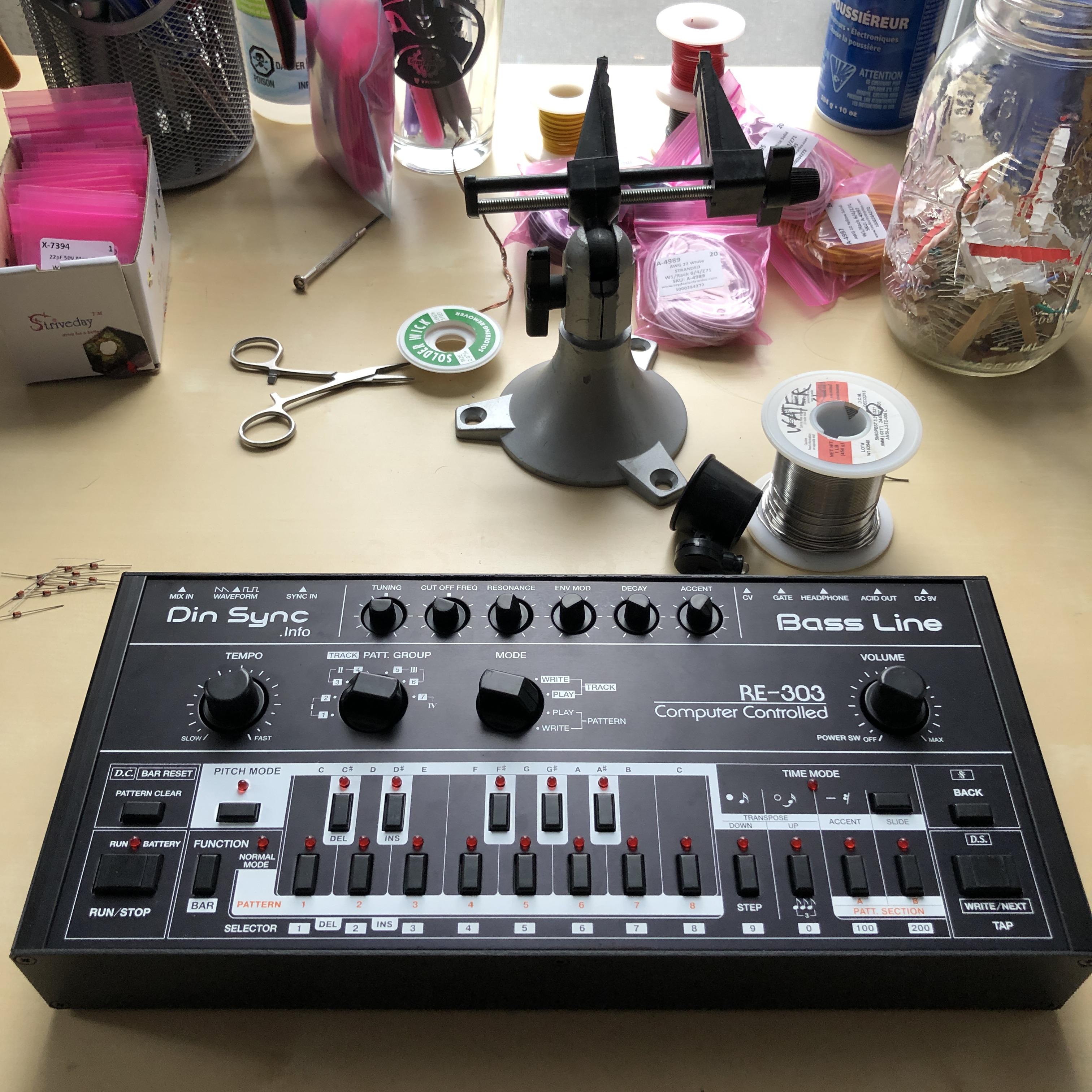 Finished another RE-303. Love these things. | Scrolller