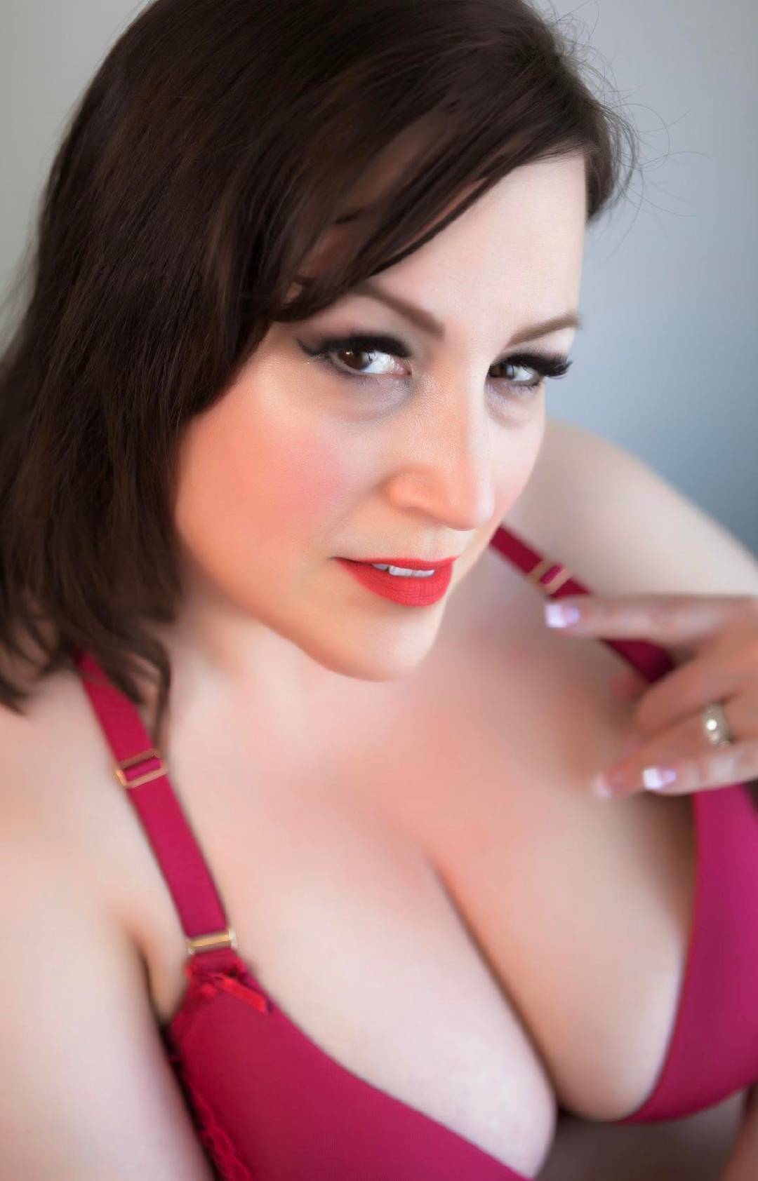 First Boudoir shoot at age 55. It was a blast. | Scrolller