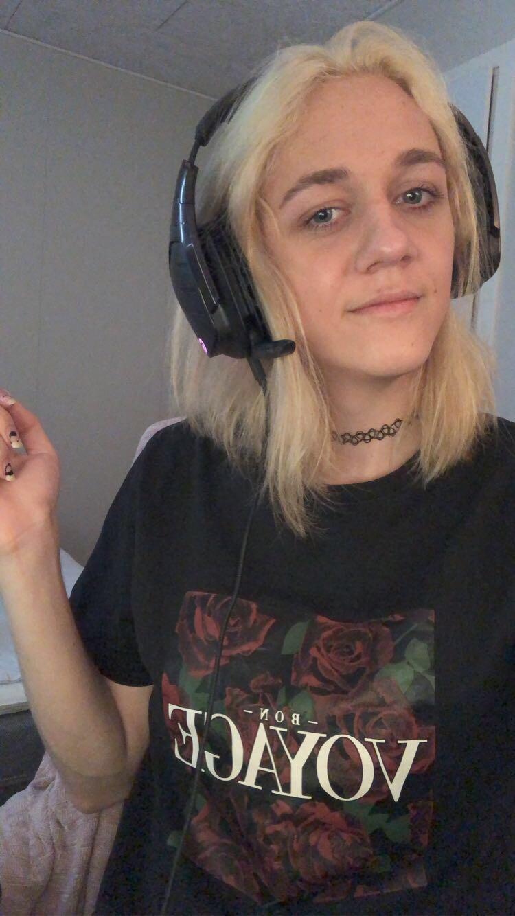 First cake day 😁 | Scrolller