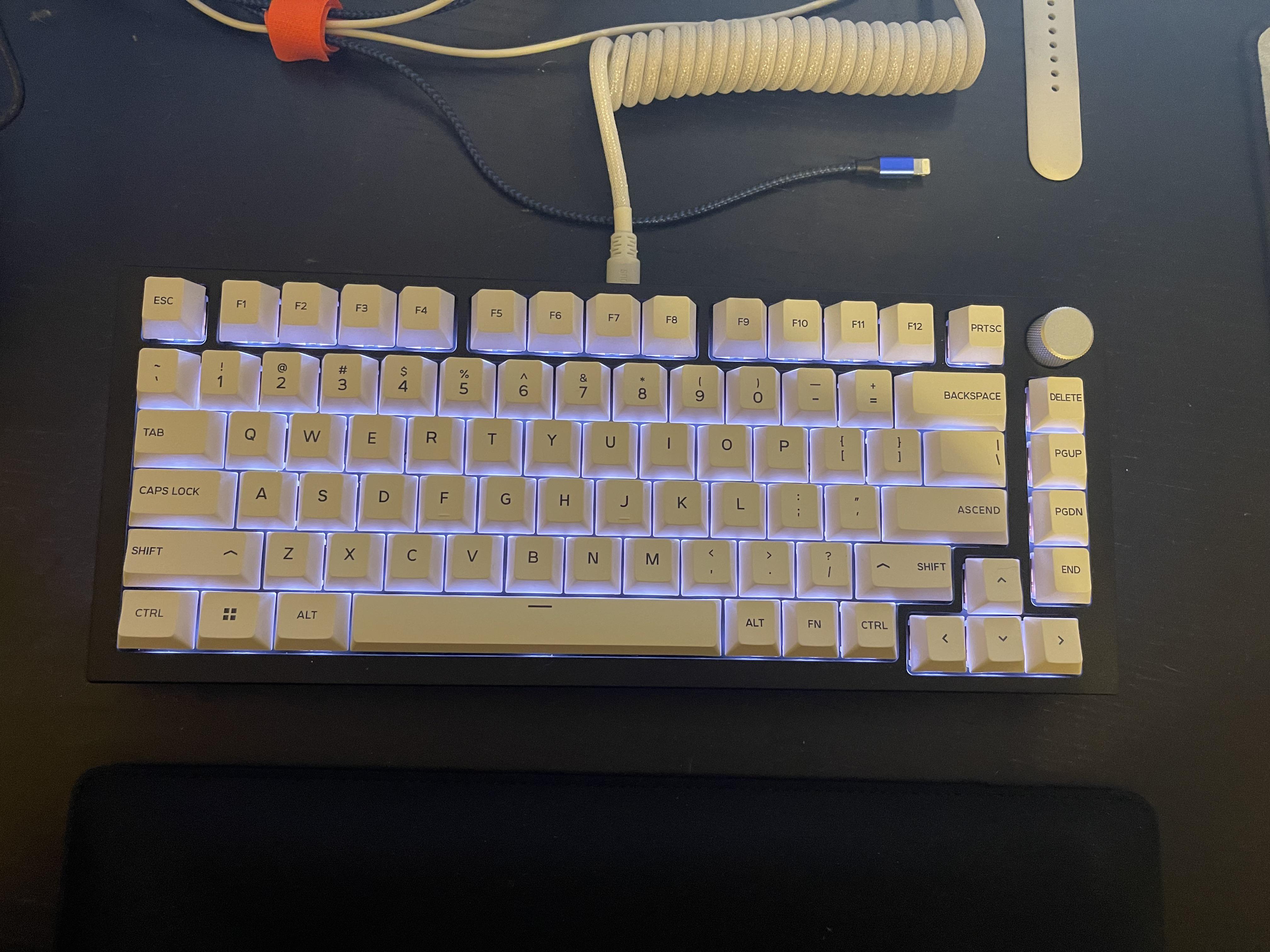 First “custom” mech keyboard. GMMK pro, pre lubed glorious pandas, Glorious GPBT keycaps ...