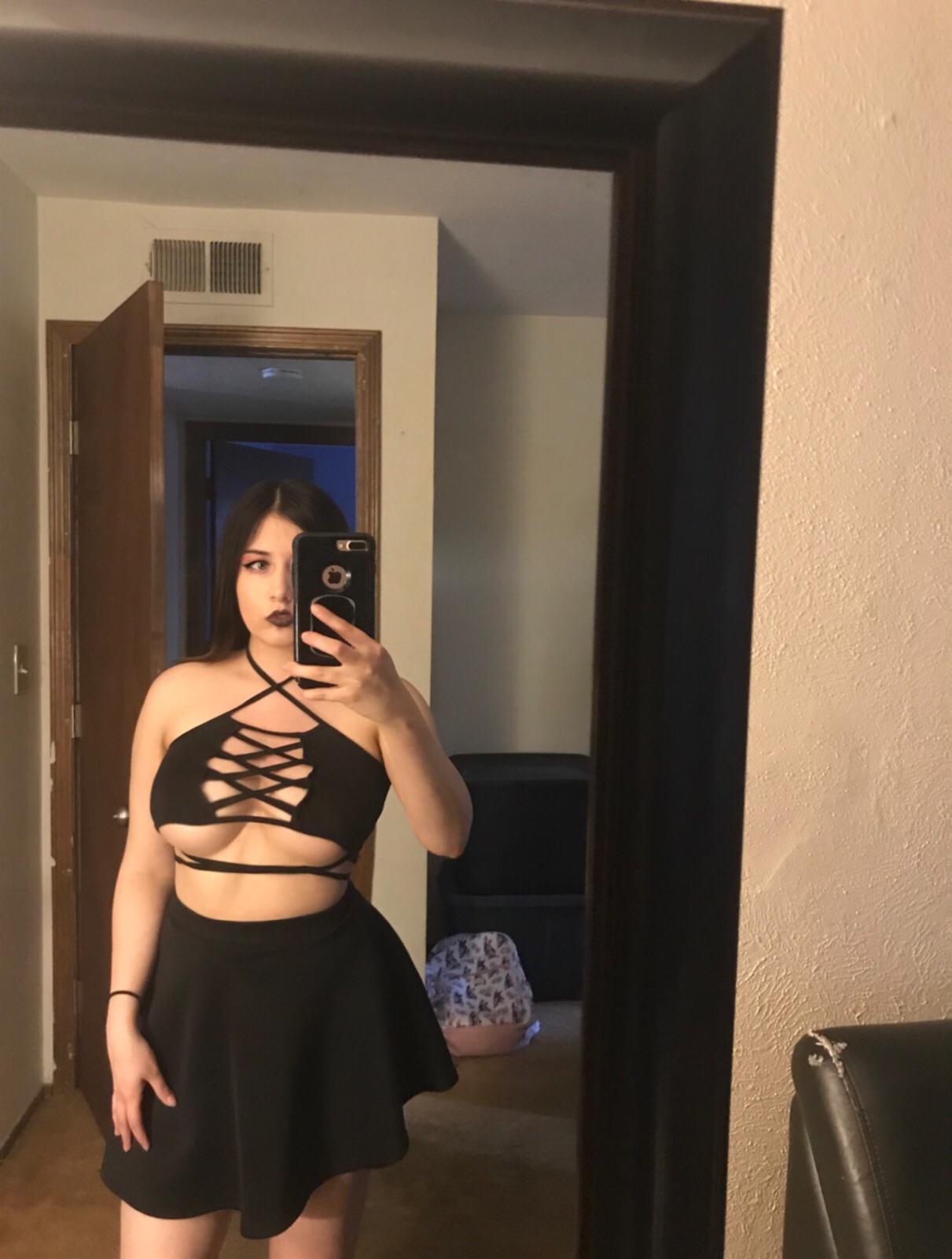 🖤First date outfit | Scrolller