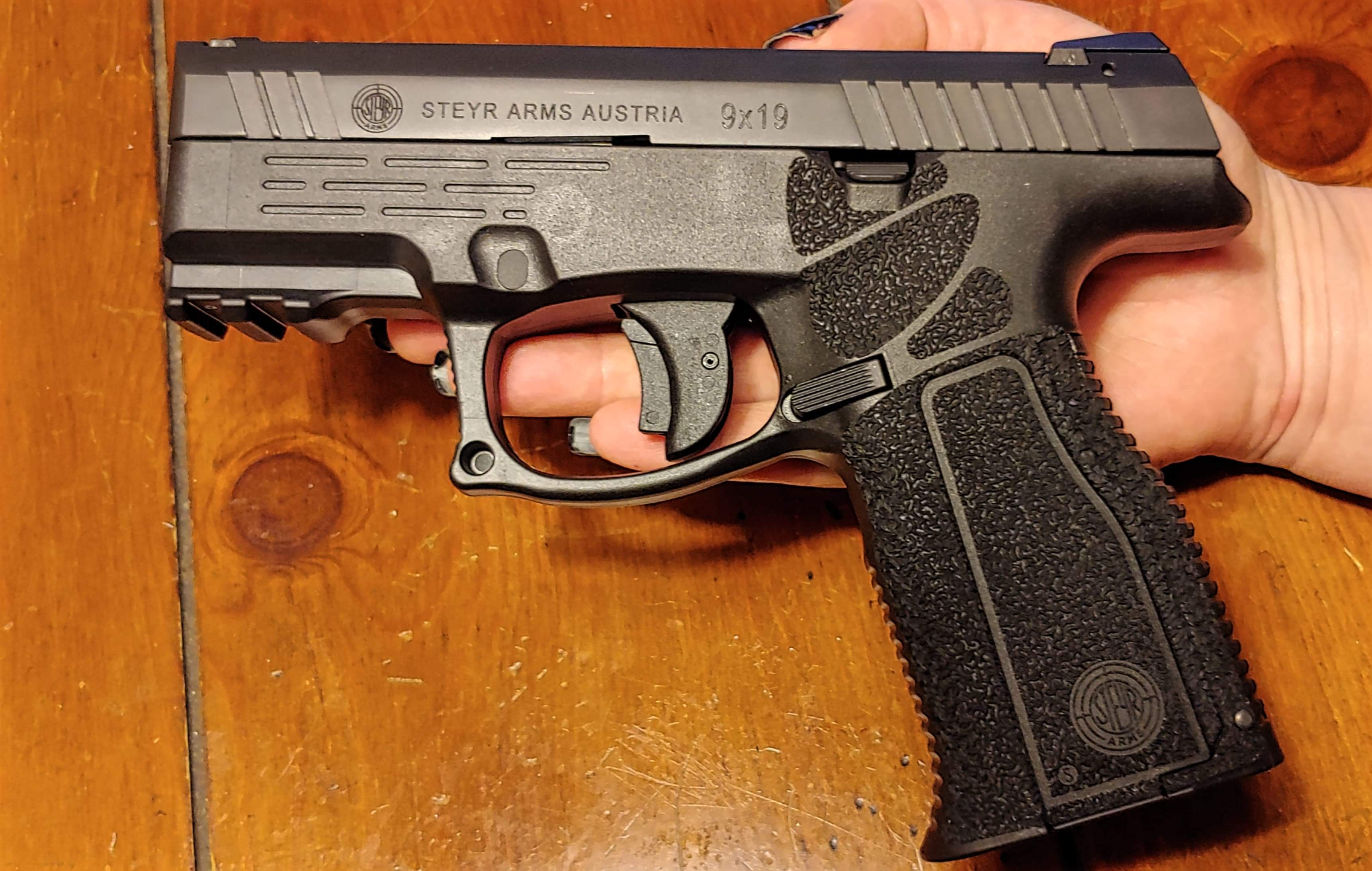 First gun! | Scrolller