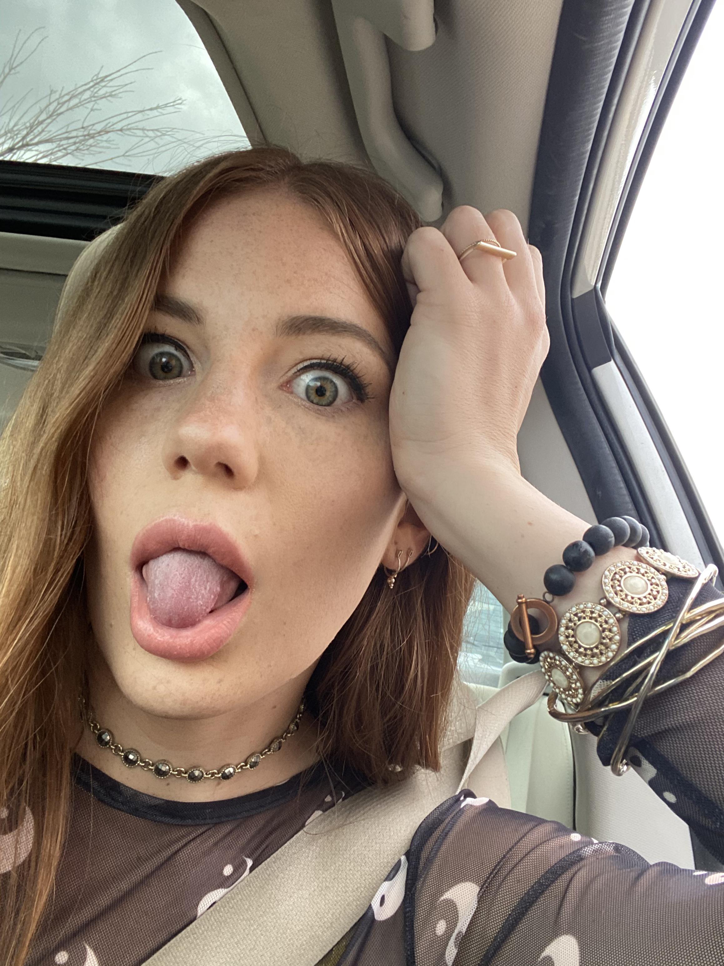 first post here. did somebody call for roadside assistance? 👅 | Scrolller