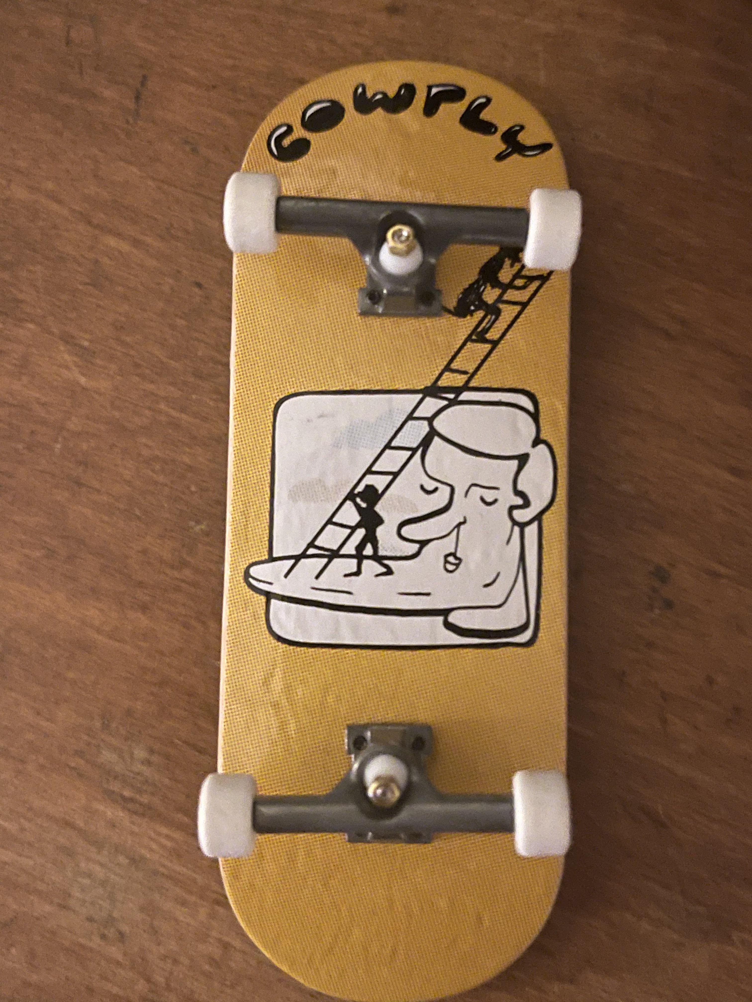 First pro fingerboard! | Scrolller