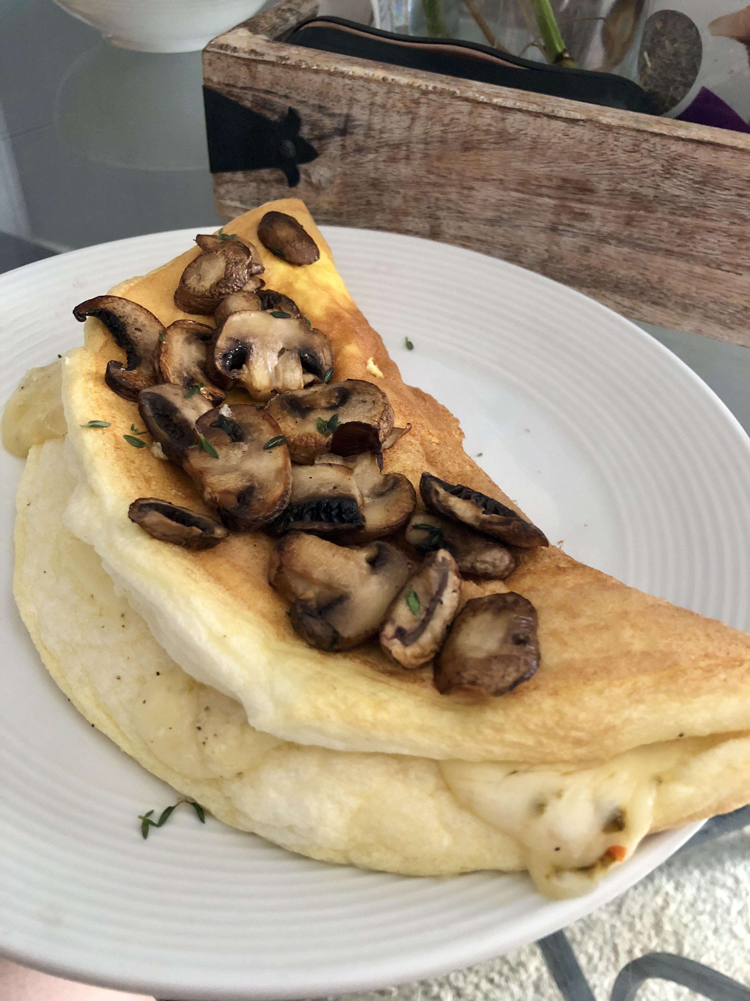 First time making a fluffy omelette | Scrolller