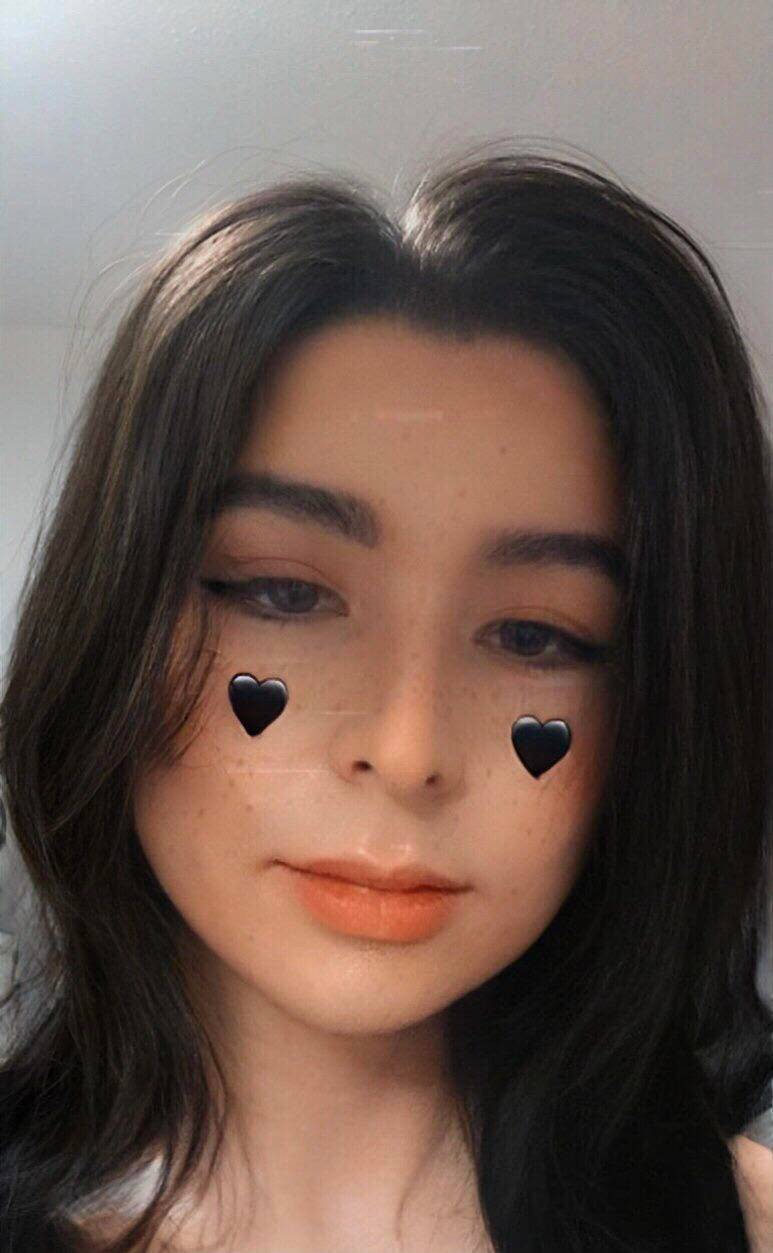 First time trying makeup 🥰 how did I do | Scrolller