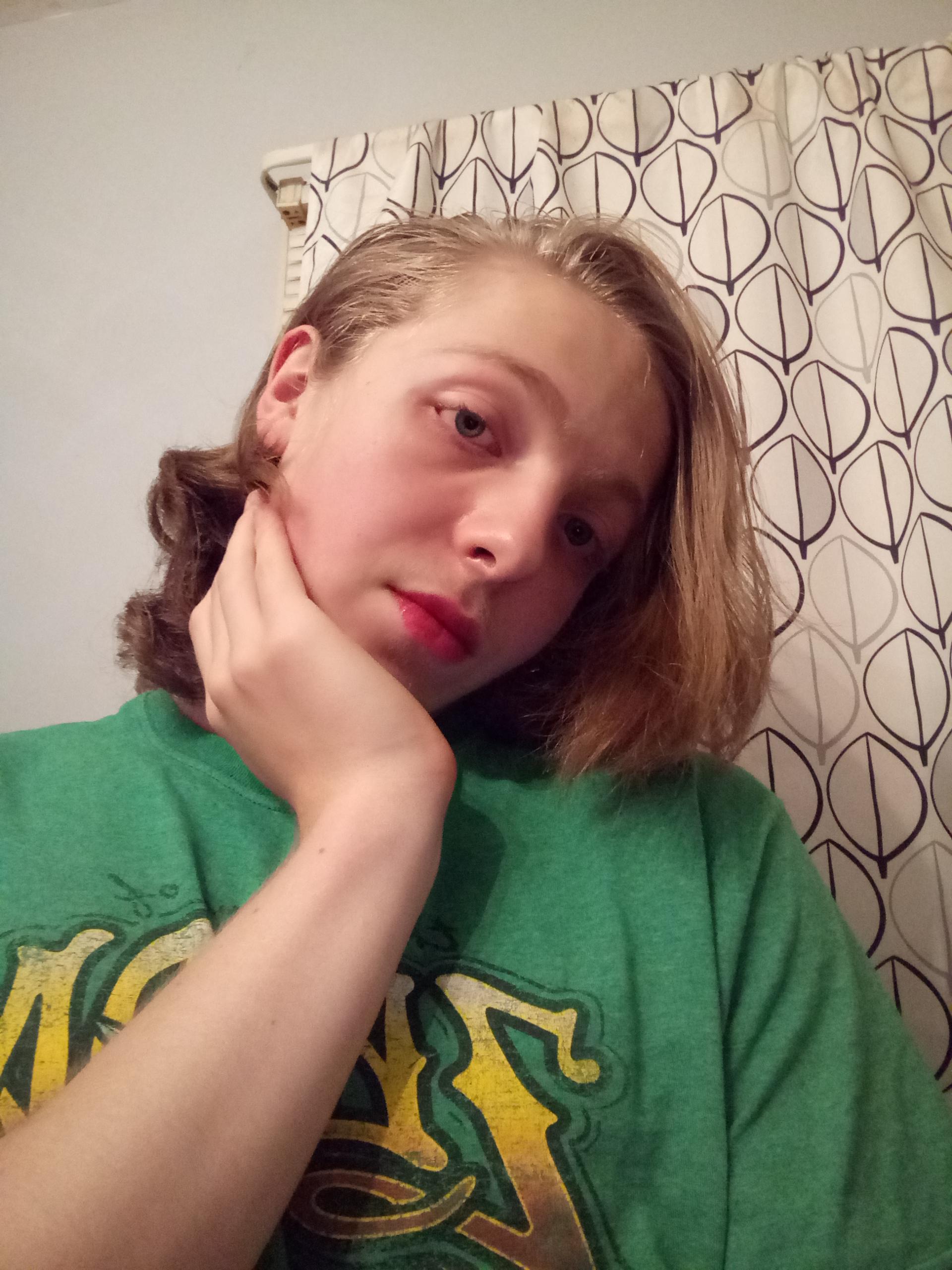 First time trying on lipstick. Dose it look good? Any tips? | Scrolller