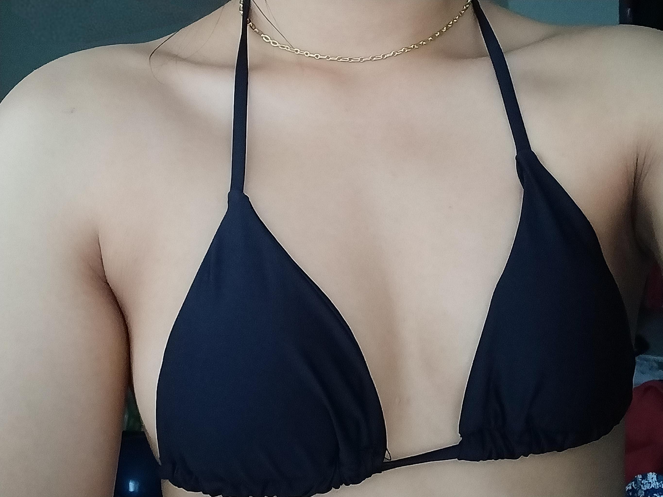 First time trying out a triangle bikini and I'm hear to encourage all of you to give it a shot ...