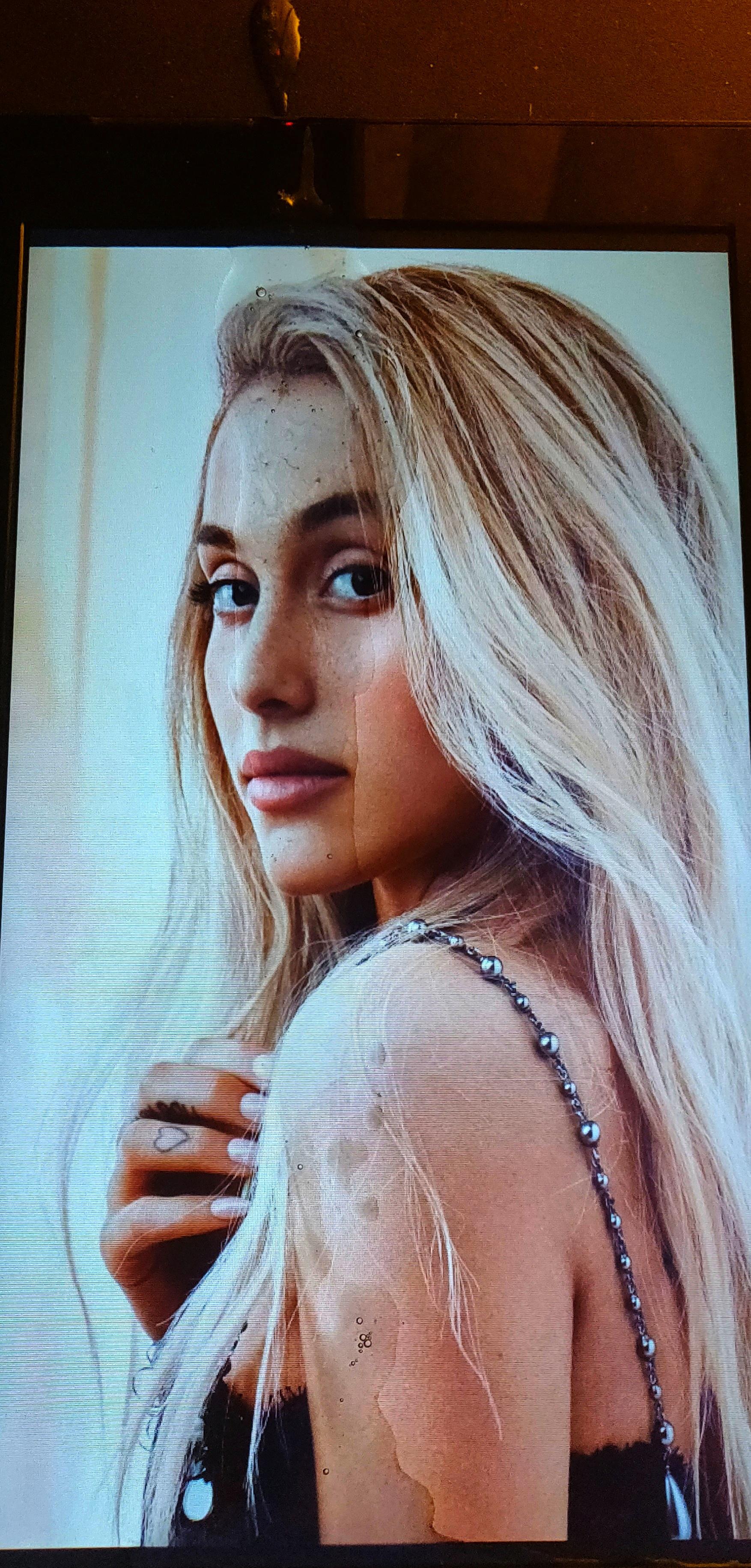 First Tribute Ever! 😉 | Scrolller