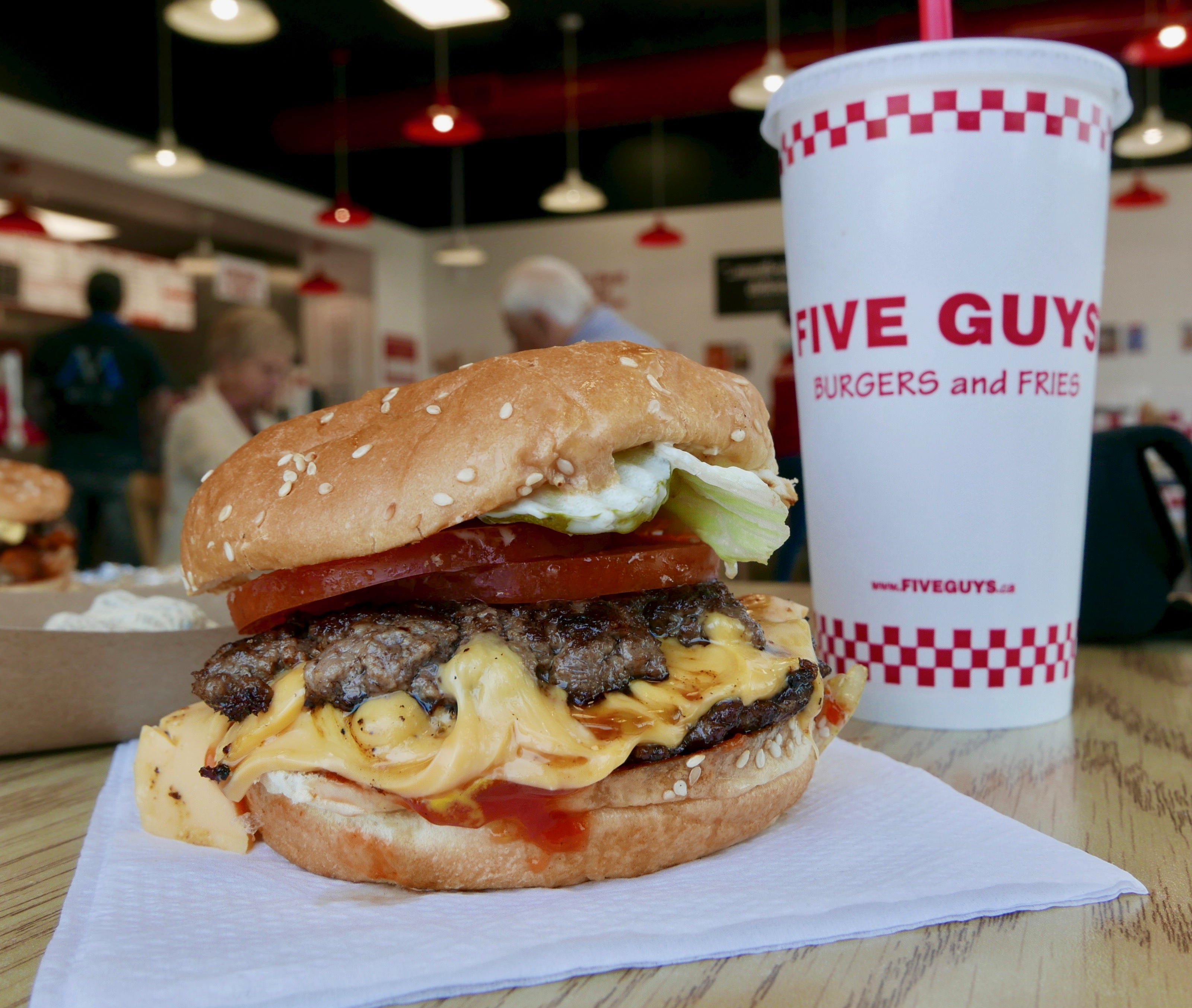 Five Guys Cheeseburger [OC][3201x2707] | Scrolller