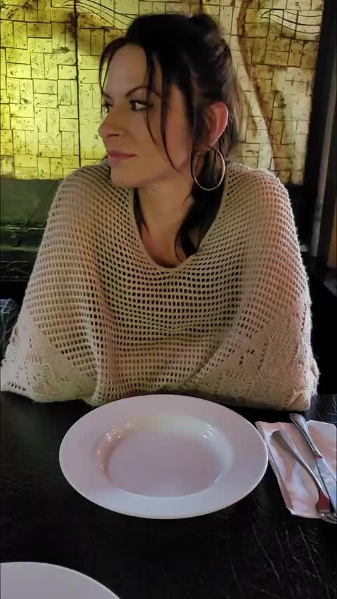 Flashing at my favorite Thai place.... | Scrolller