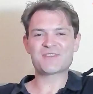 Flat Earth "Leader" Nathan Oakley | Scrolller