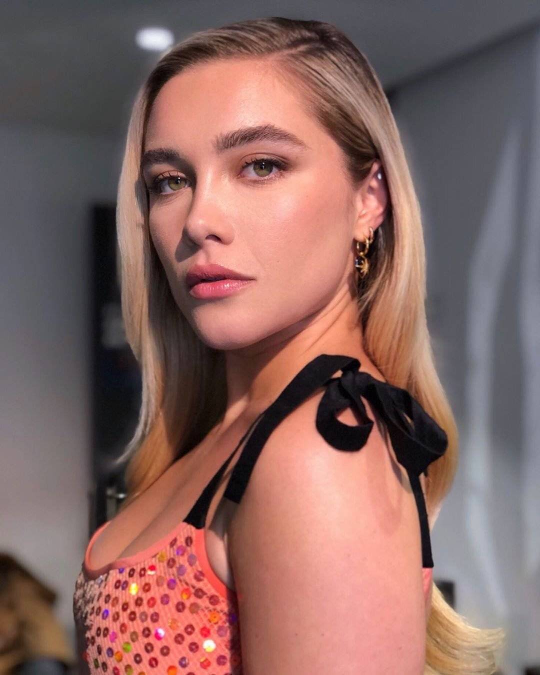 Florence Pugh | Scrolller