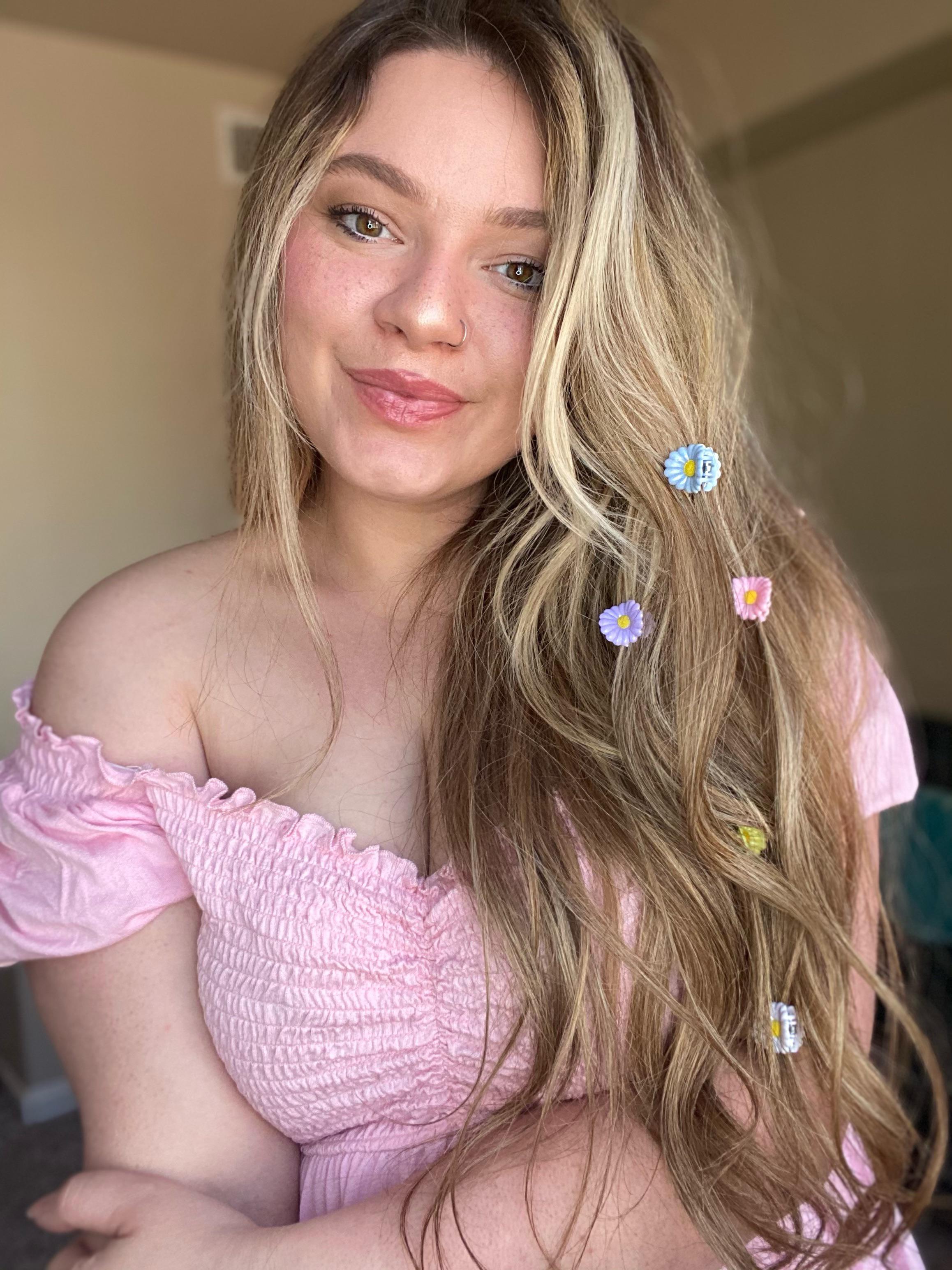 Flower power [over 18] | Scrolller