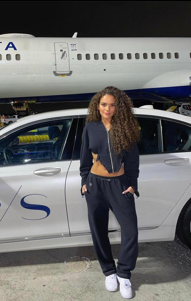 fly girl | Scrolller