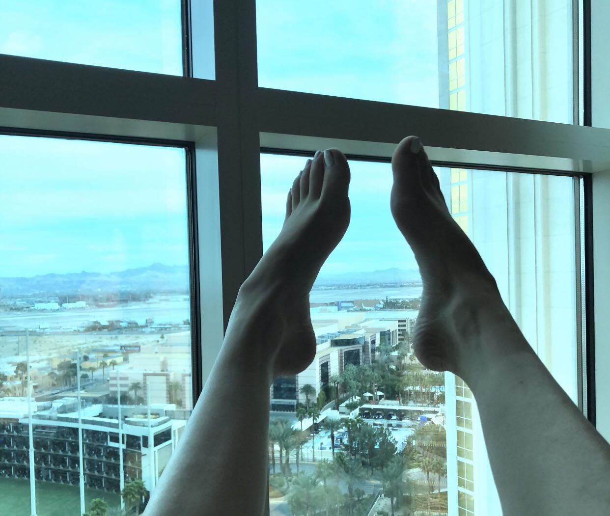 For everyone to see | Scrolller