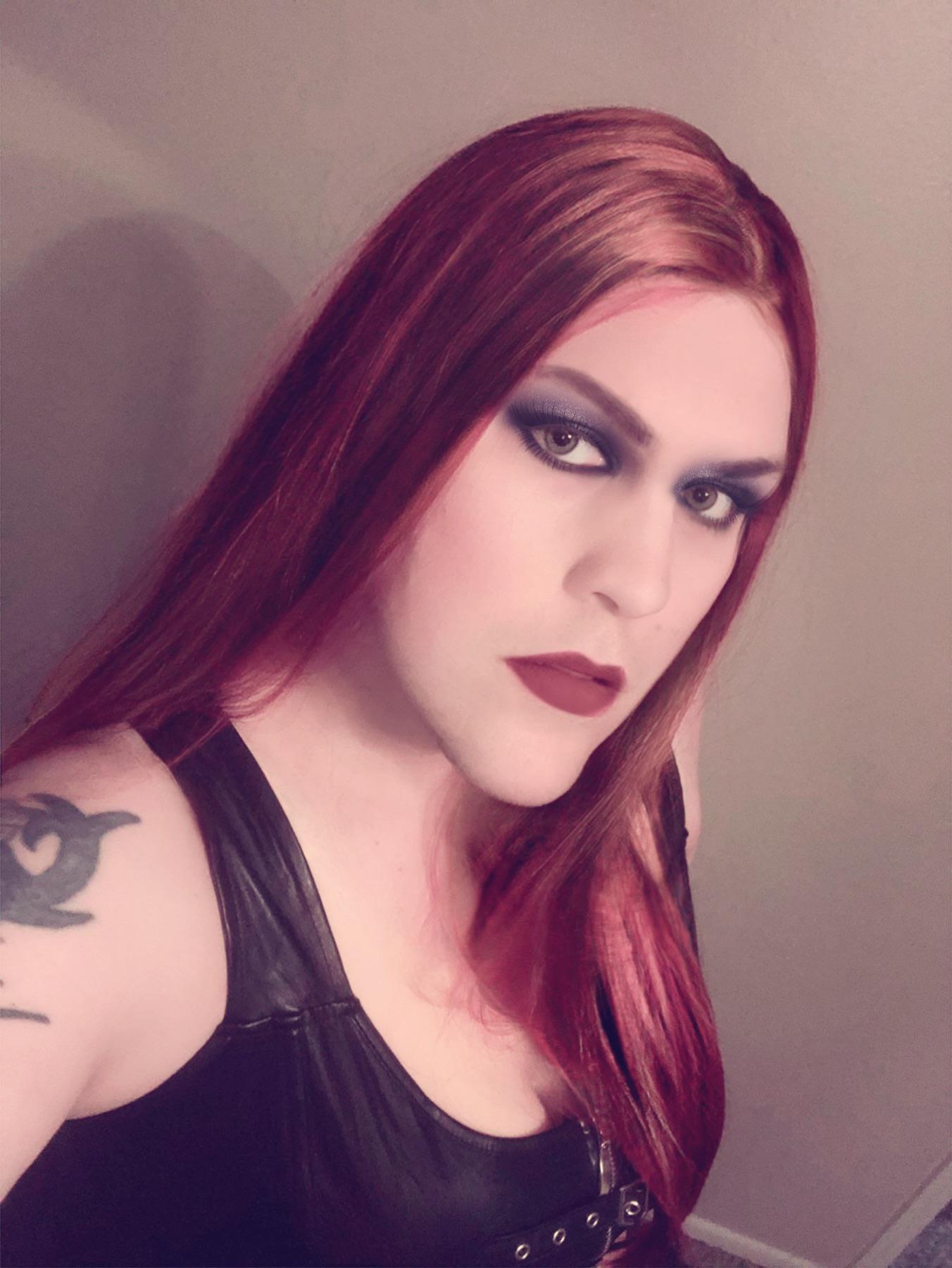 For the ones that see this, ya girl on fire…….. | Scrolller