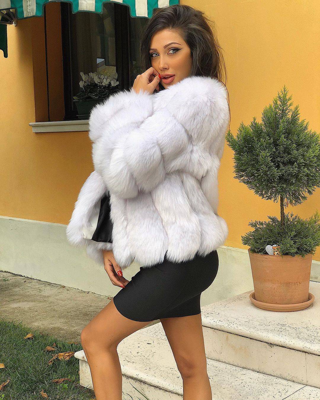 Francesca Nardo | Scrolller