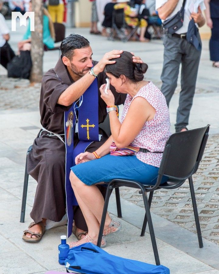 [FREE FRIDAY] Looks like a great confession! | Scrolller