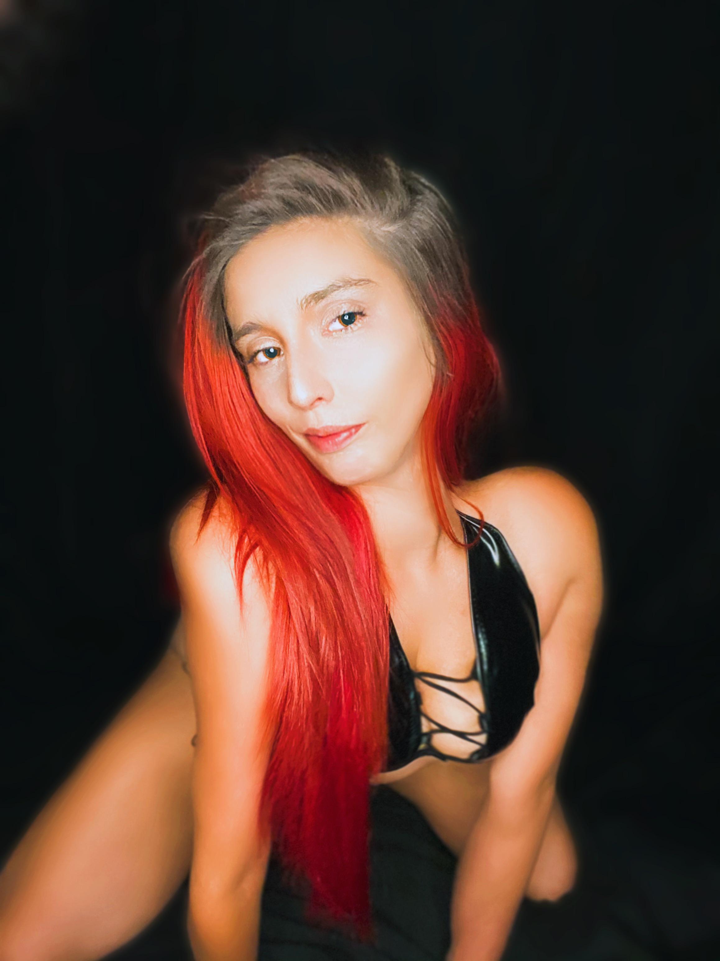 free to subscribe pre made and custom content ️ link in comments cum have fun with me. 😜 | Scrolller