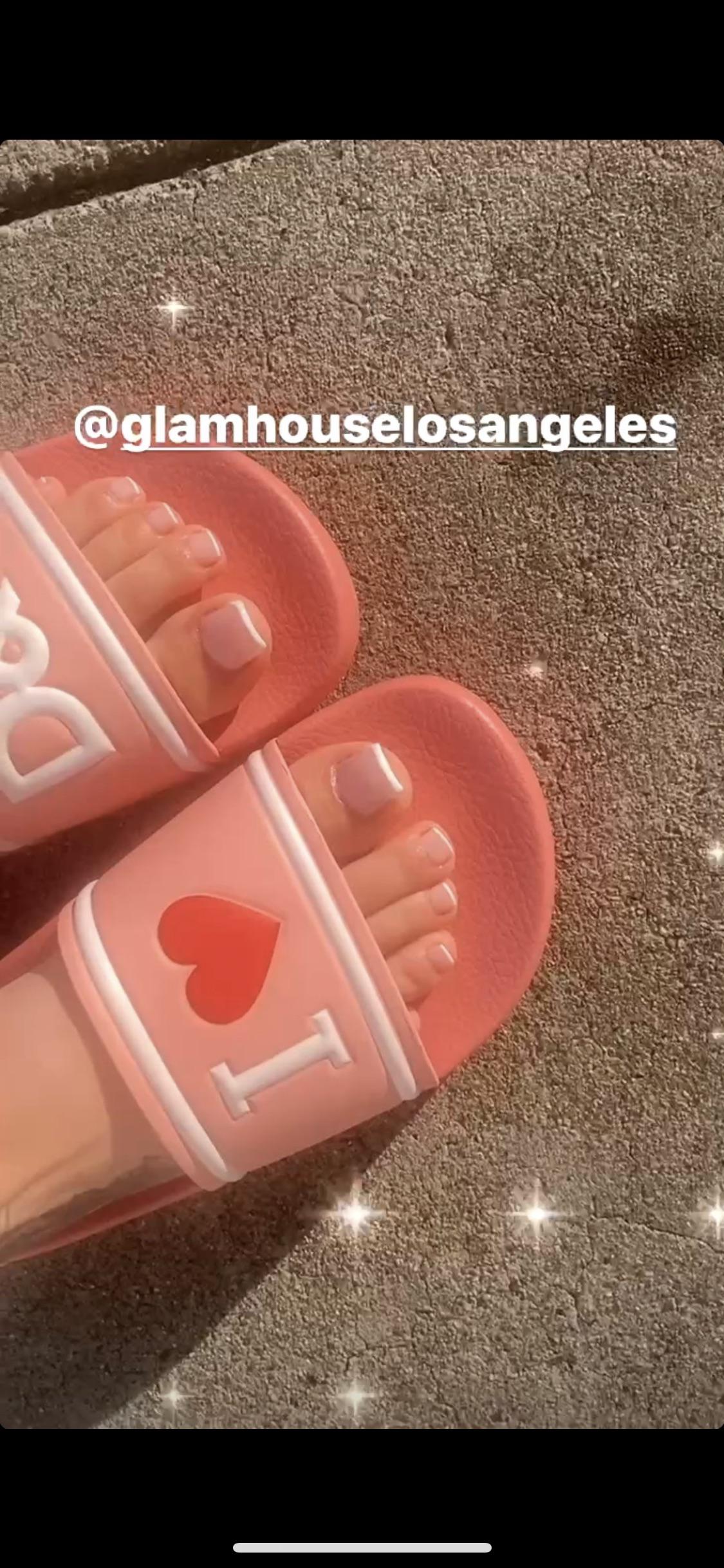 French tip in slides | Scrolller