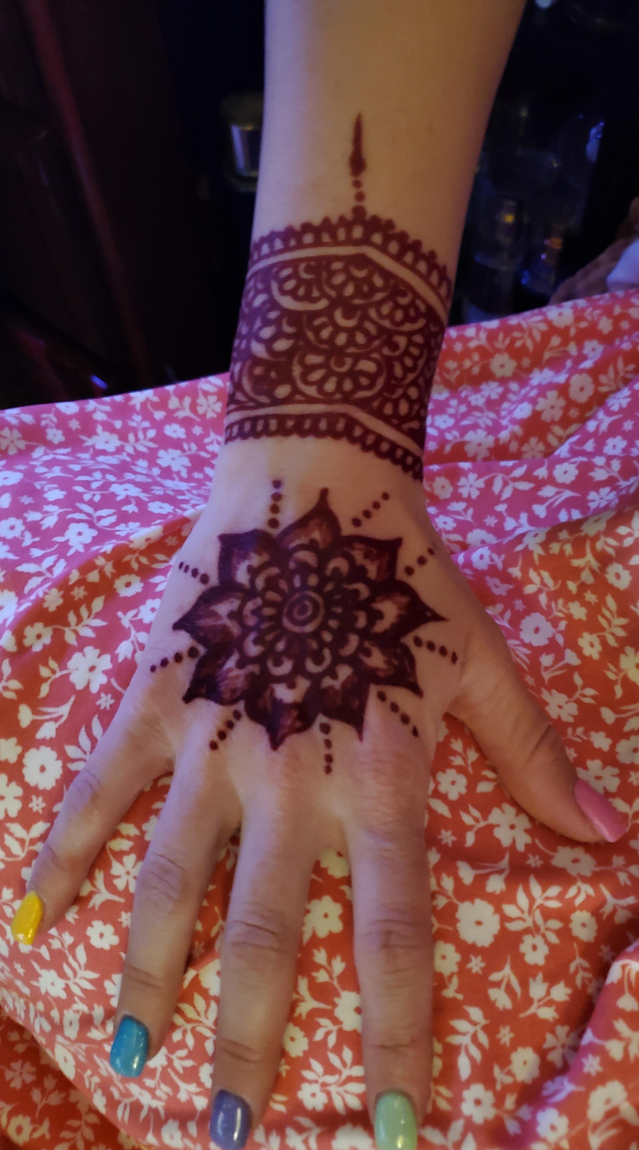 Fresh Henna | Scrolller