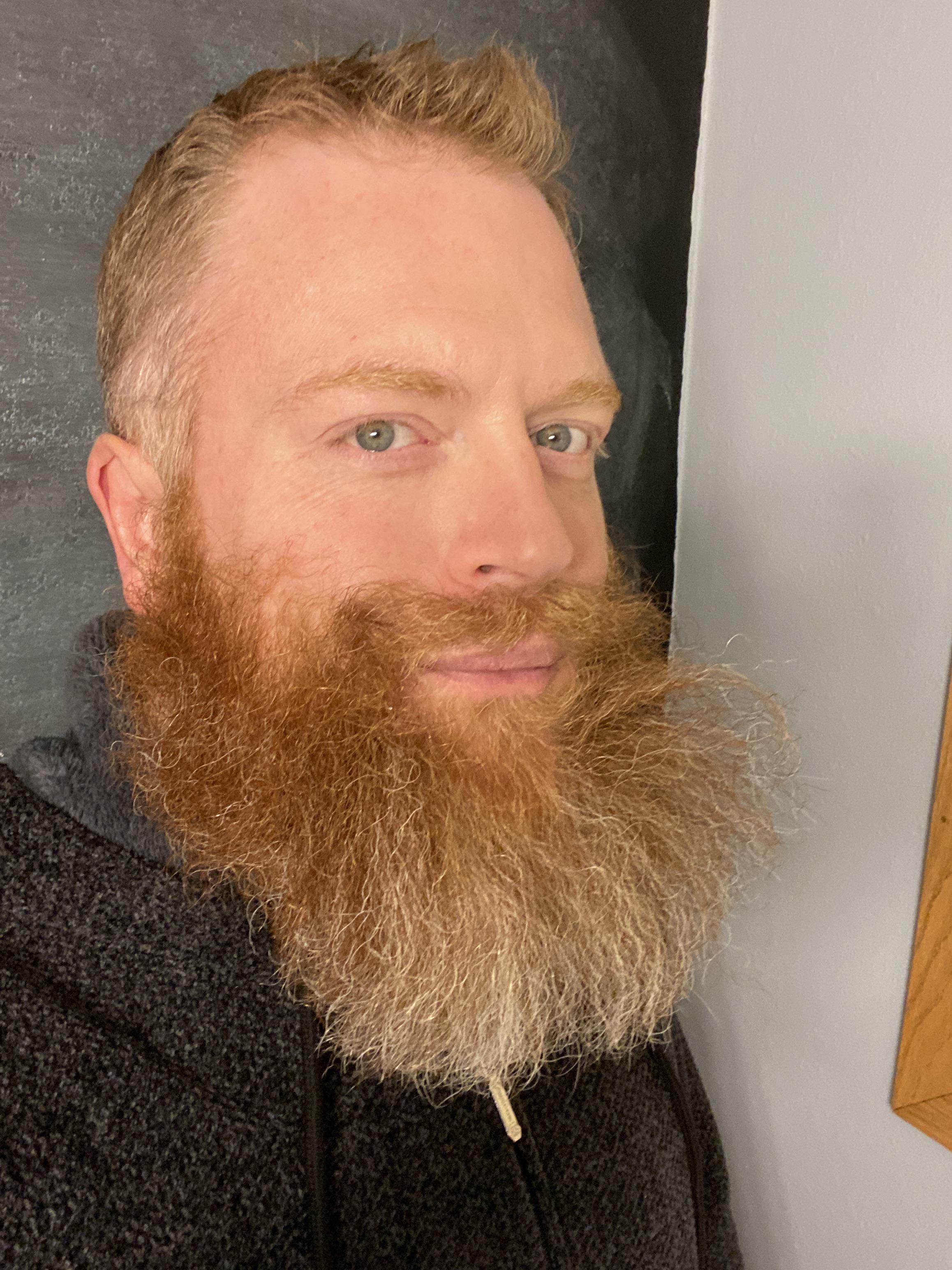 Friday Morning Bed-Beard. Good Morning, Everyone! | Scrolller