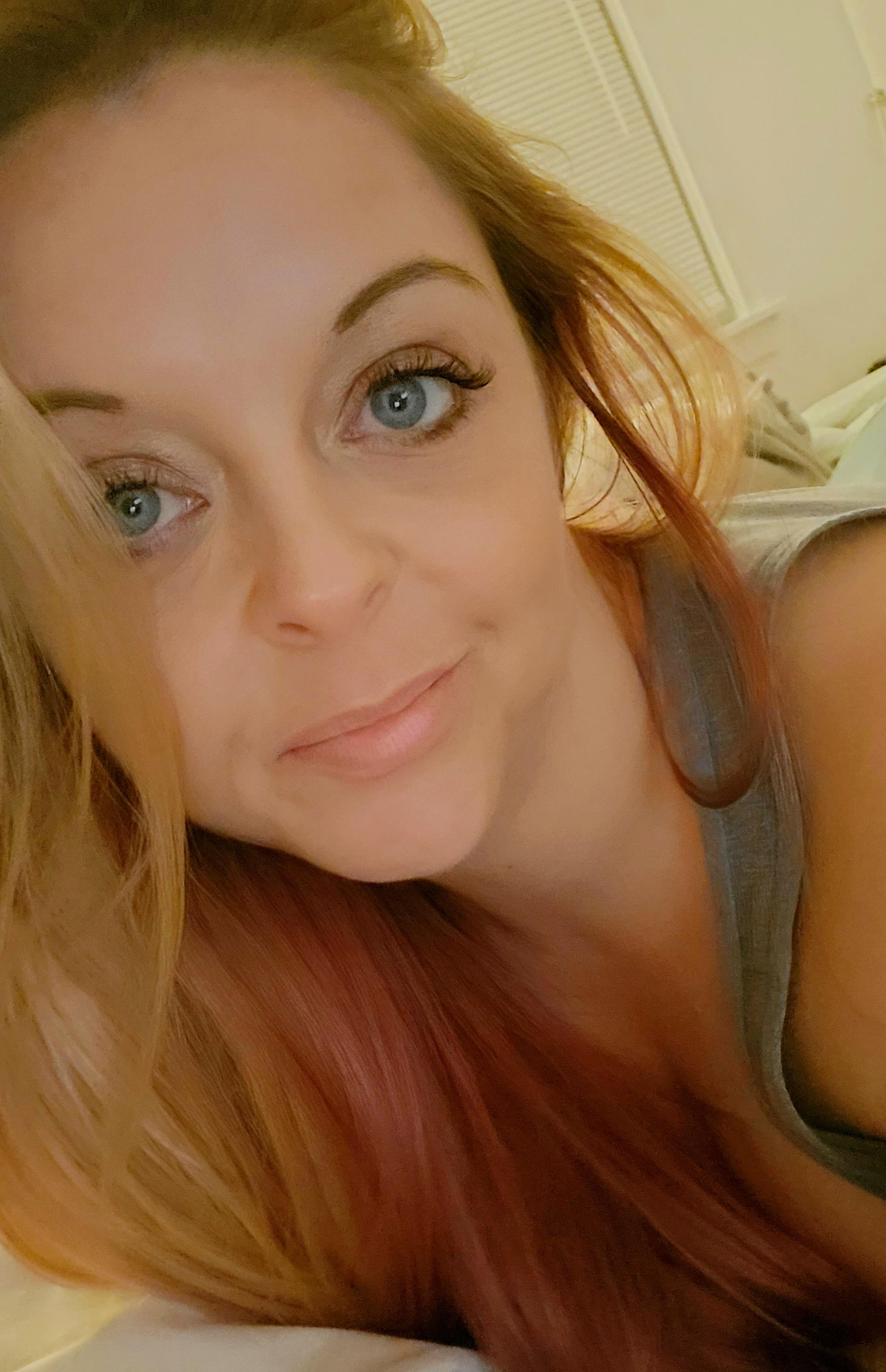 Friday night baby blues 👀 | Scrolller