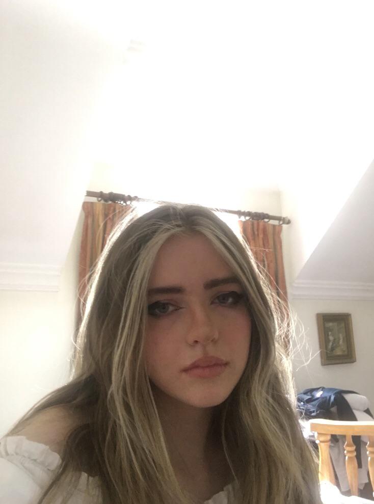 FTM: haircut, I’m nearly 16 and plan on coming out. This is really the only decent picture I ...