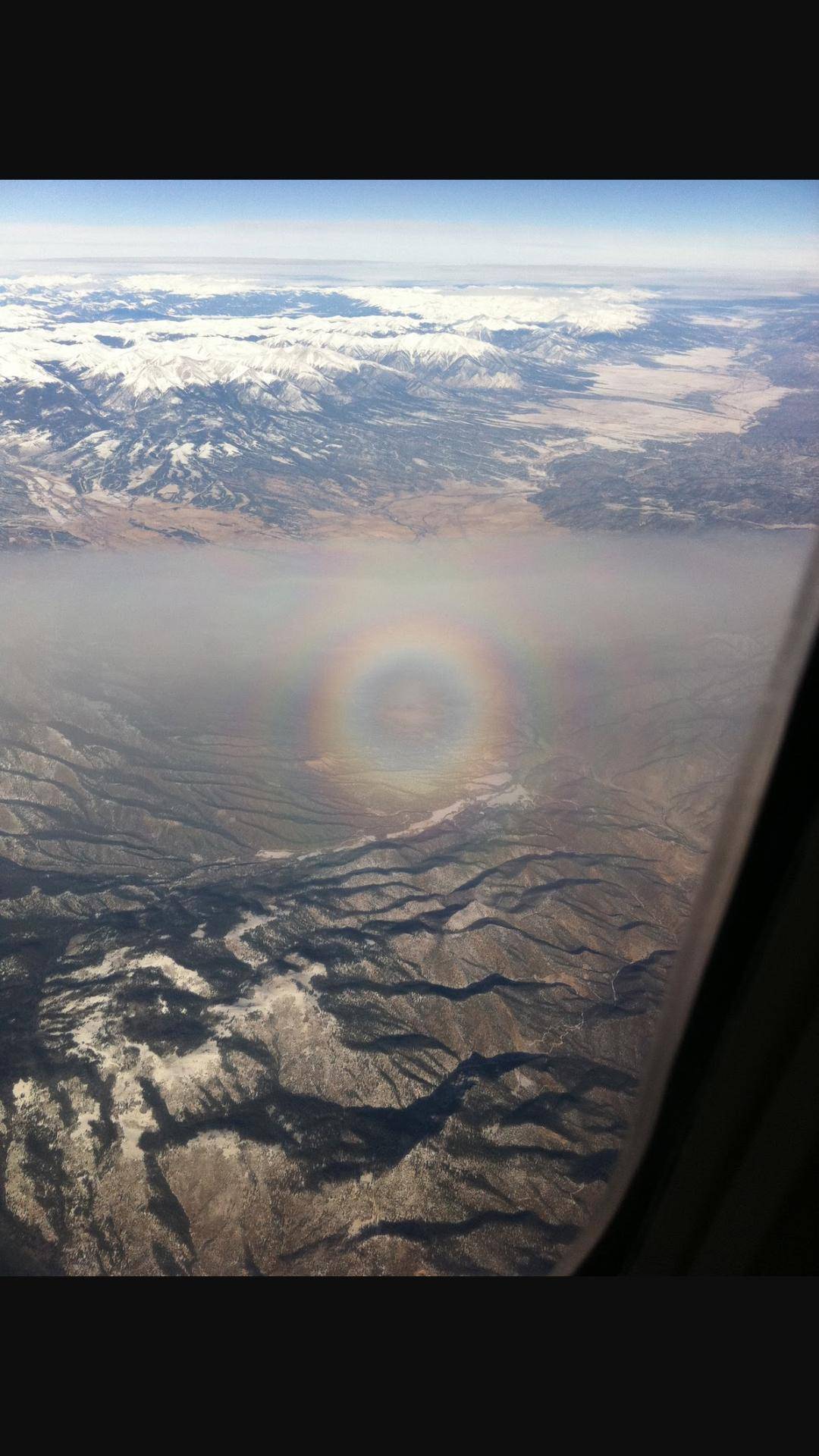 Full circle rainbow | Scrolller