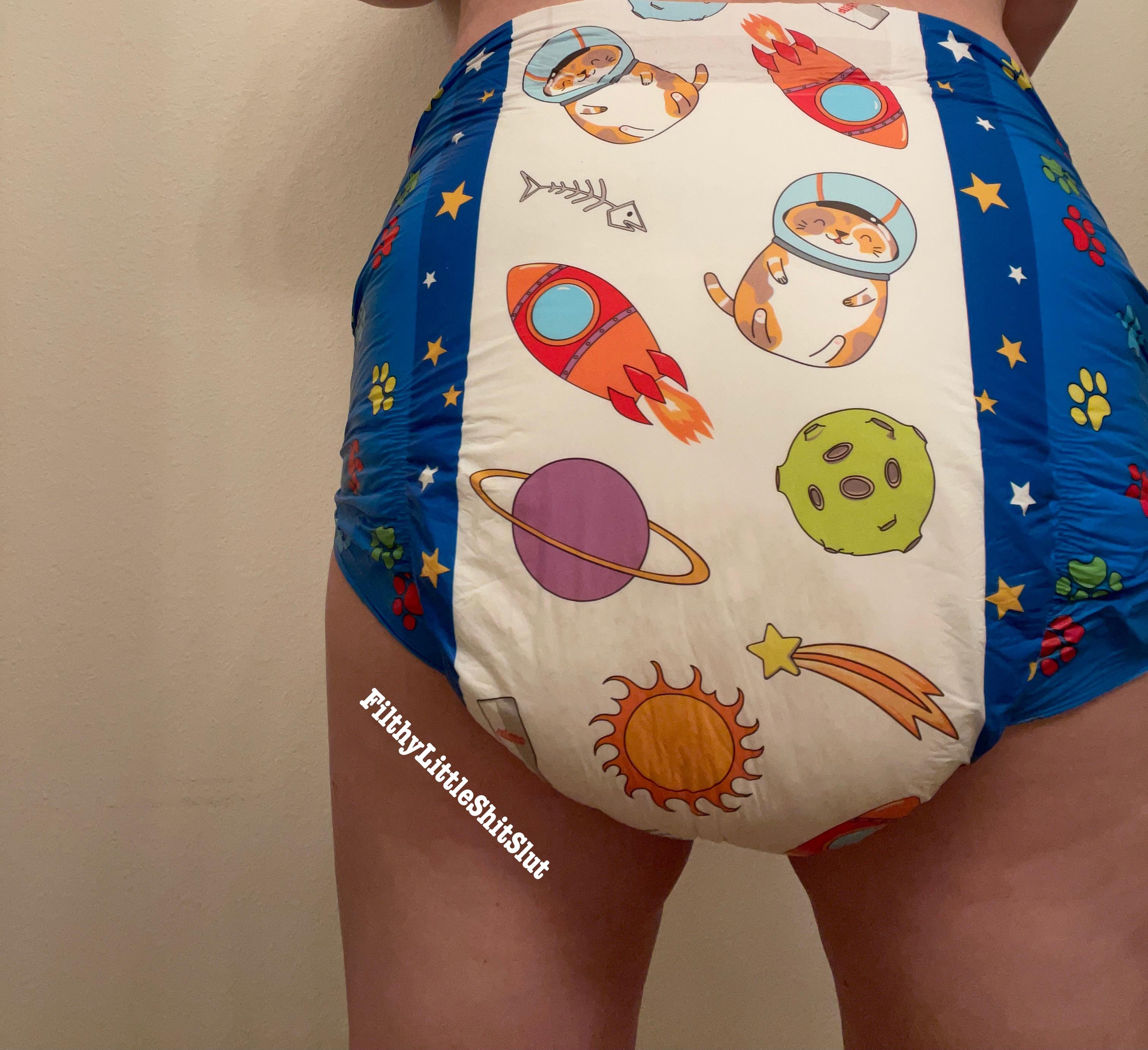 Full of pee pees. | Scrolller