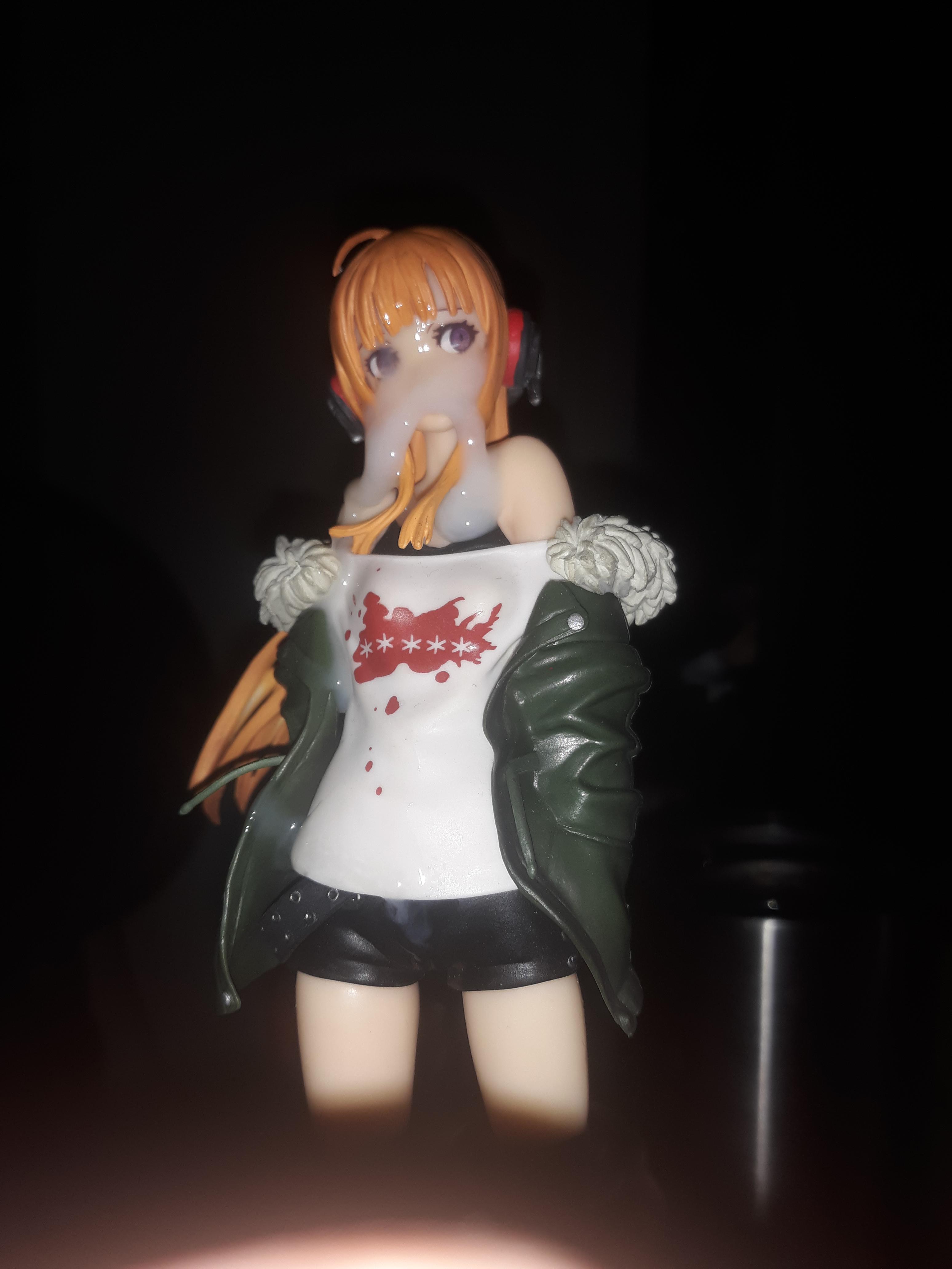 Futaba Sakura | Scrolller