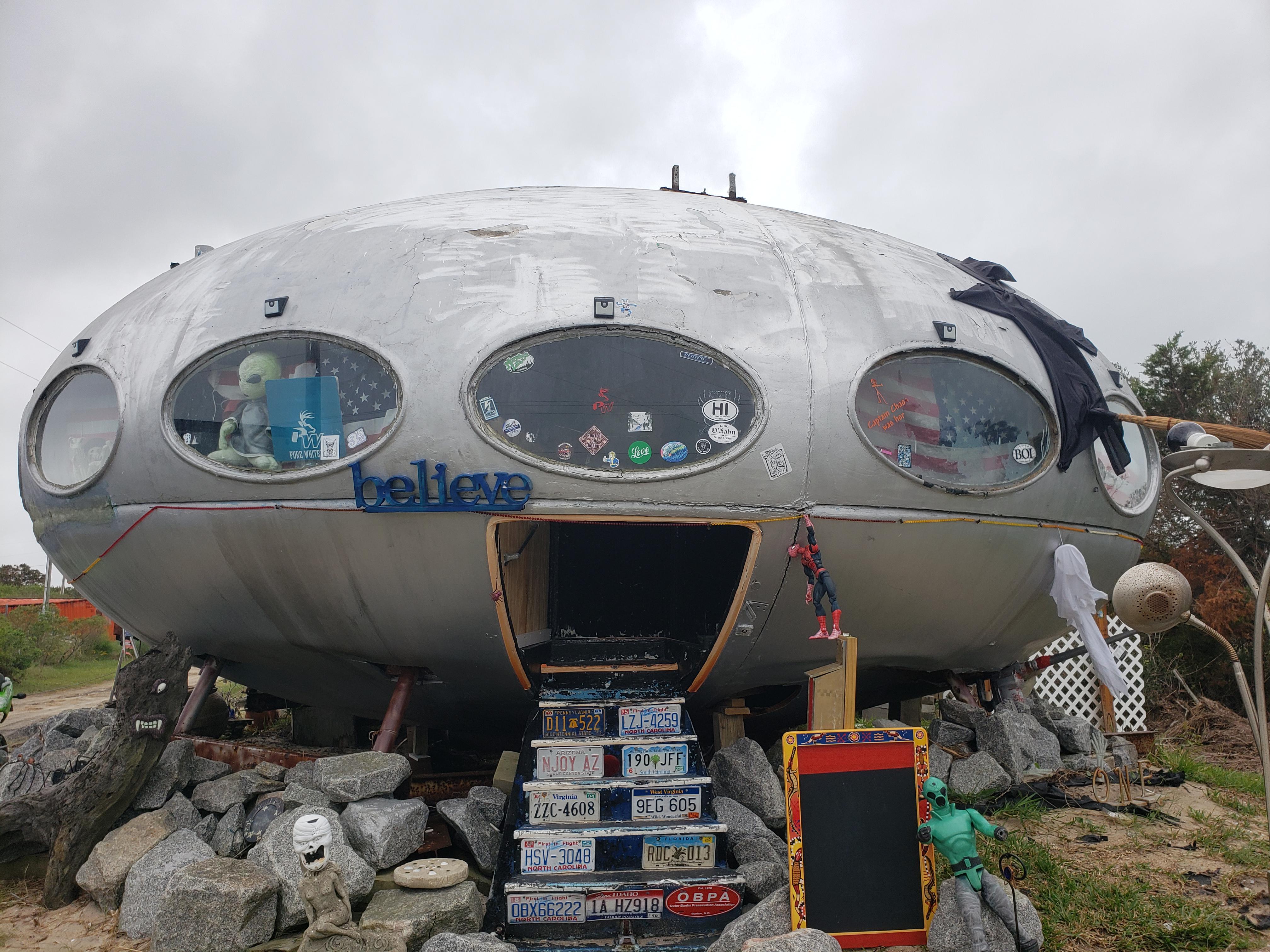 FUTURO HOUSE NORTH CAROLINA 😊 | Scrolller