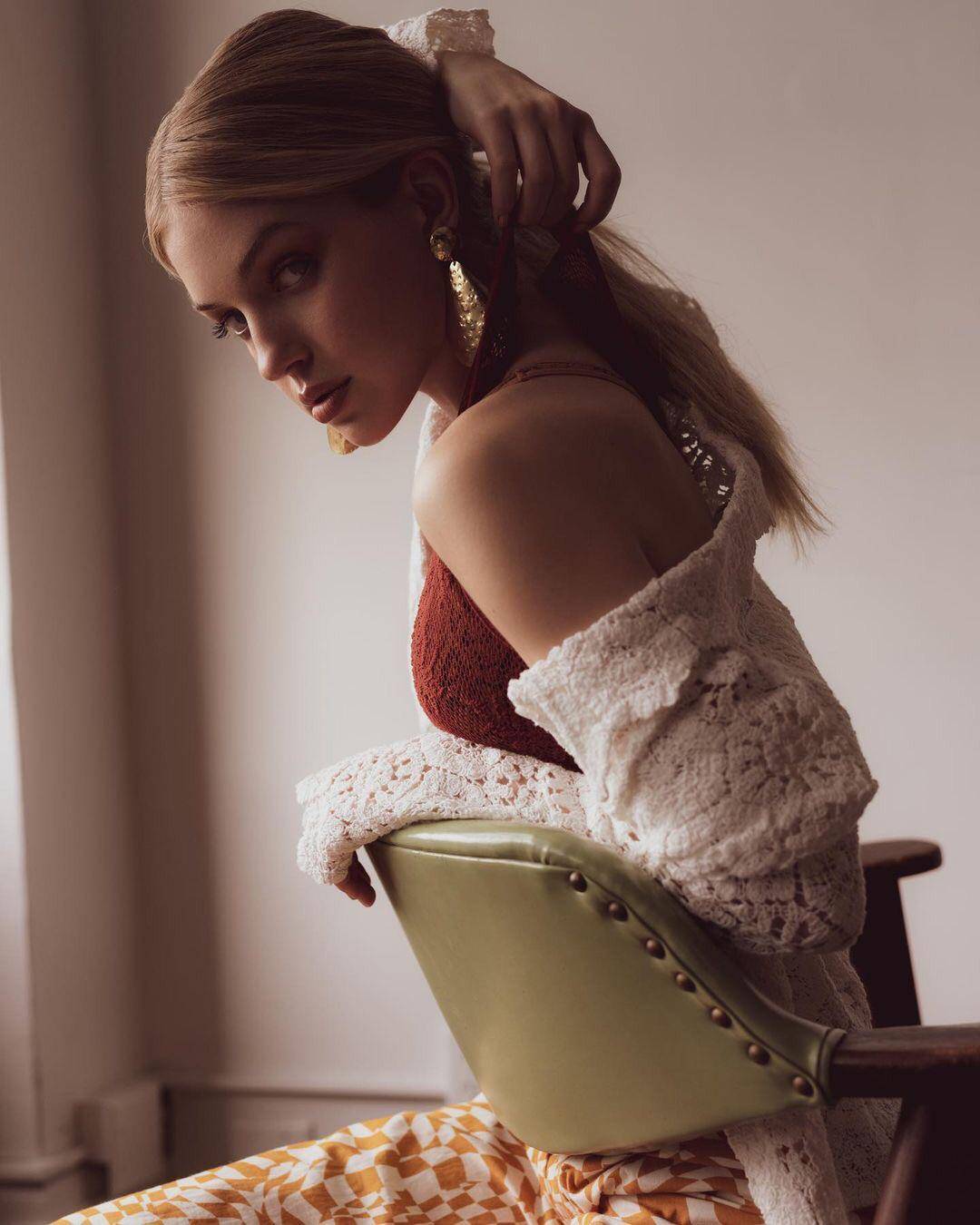 Gabby C Thomas | Scrolller