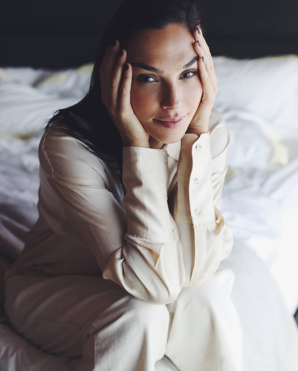 Gal Gadot Scrolller