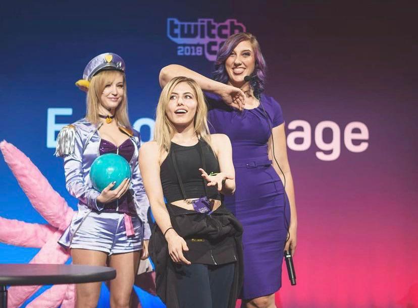 Discover more like Samespecies: Gamer girls and Related Content | Scrolller