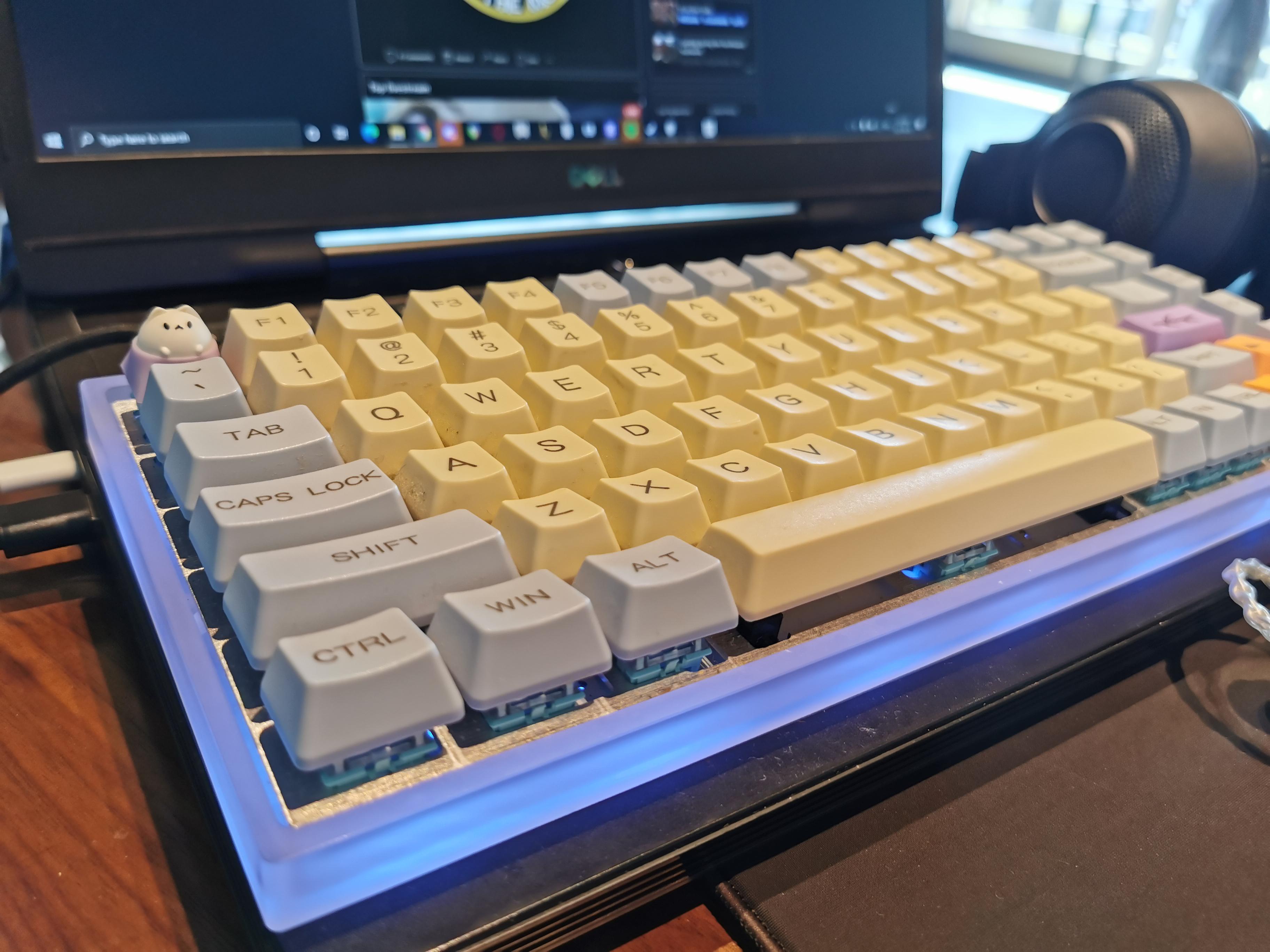 Gaming setup for the Northwest heat wave | Scrolller