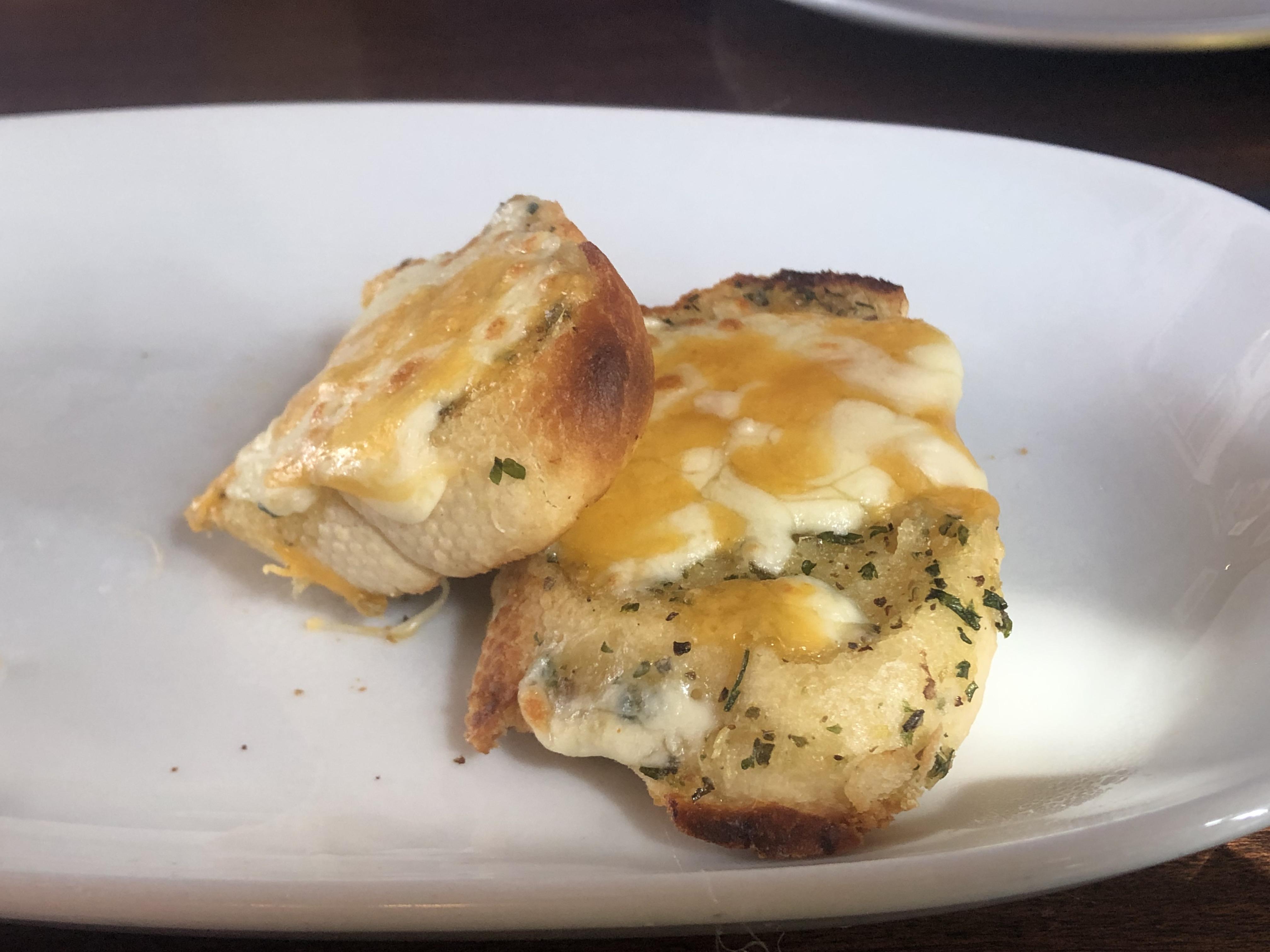 Garlic bread | Scrolller