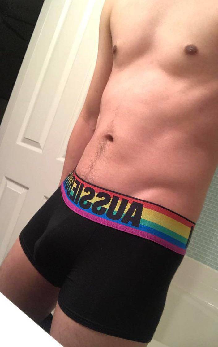 Gay Aussiebums | Scrolller