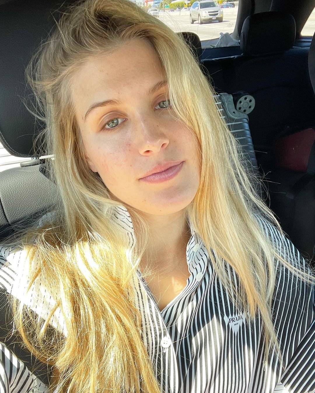 Genie Bouchard | Scrolller